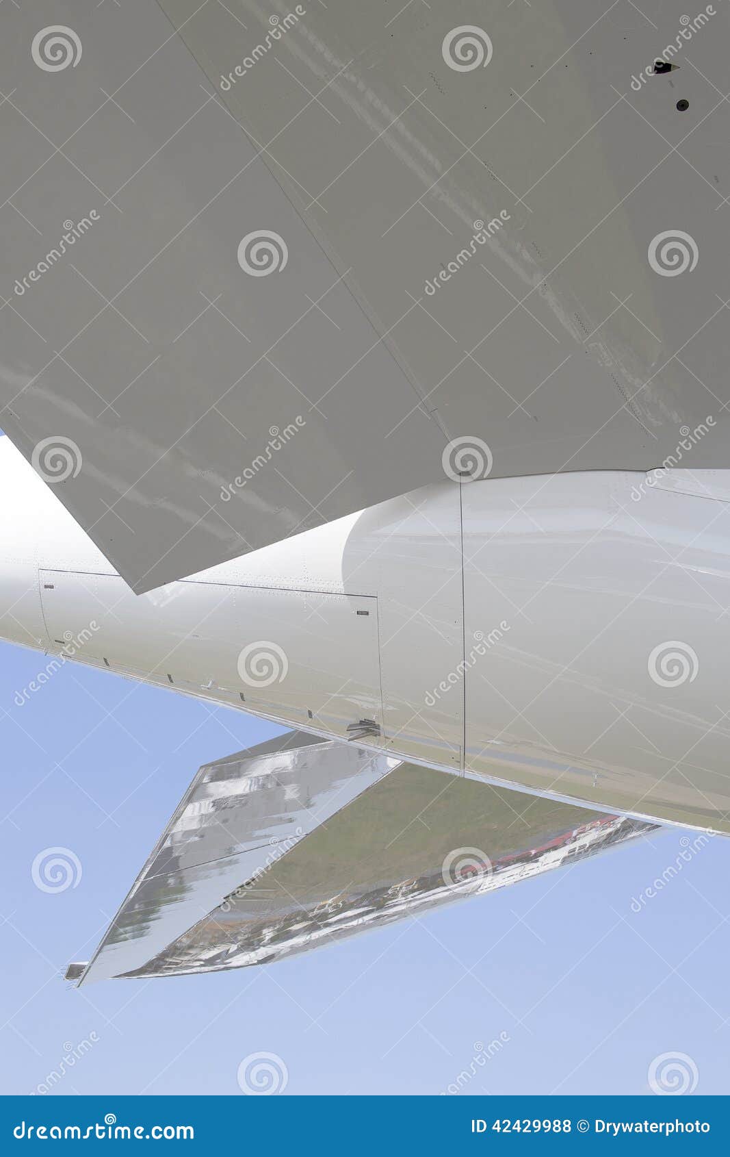 Airplain Wing II stock photo. Image of white, wing, transportation ...