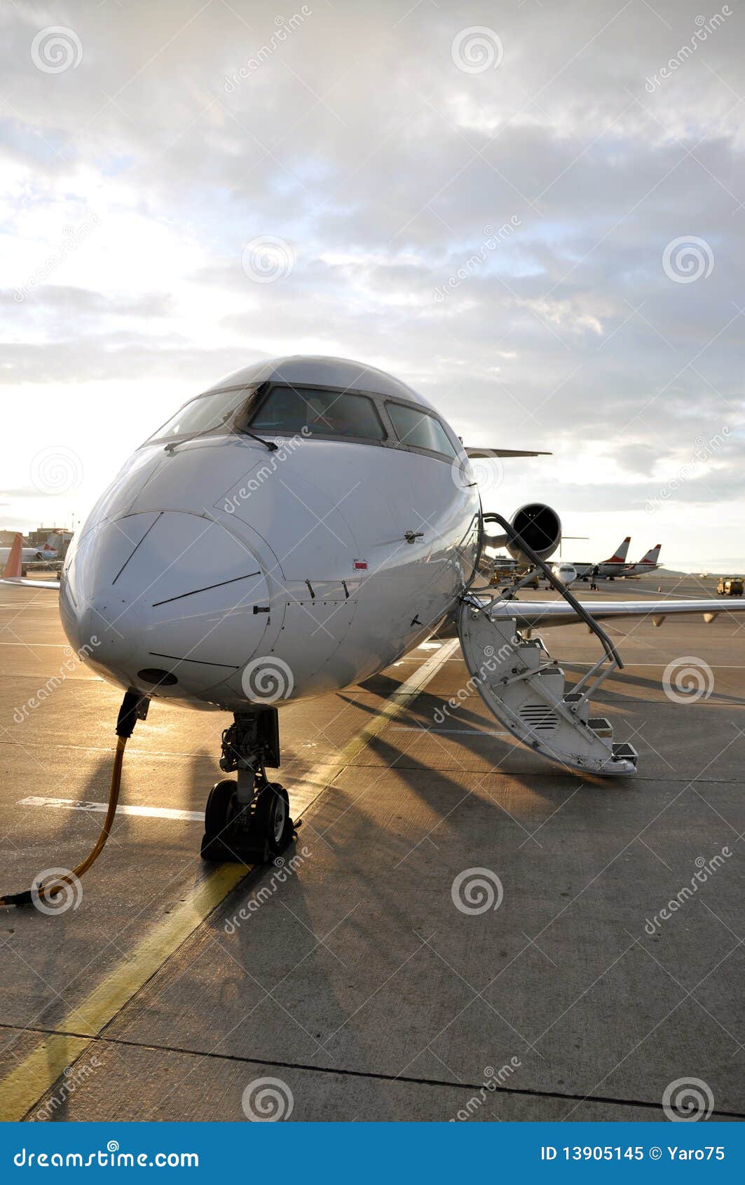 Airplane charge stock image. Image of refueling, aeroplane - 13905145