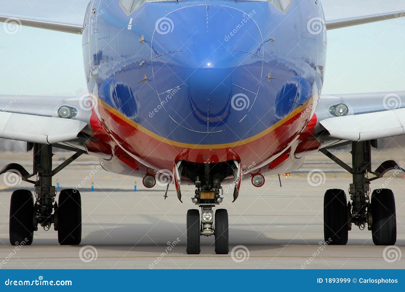 Airplane Close Up Showing Landing Gear Stock Image - Image of wheel ...
