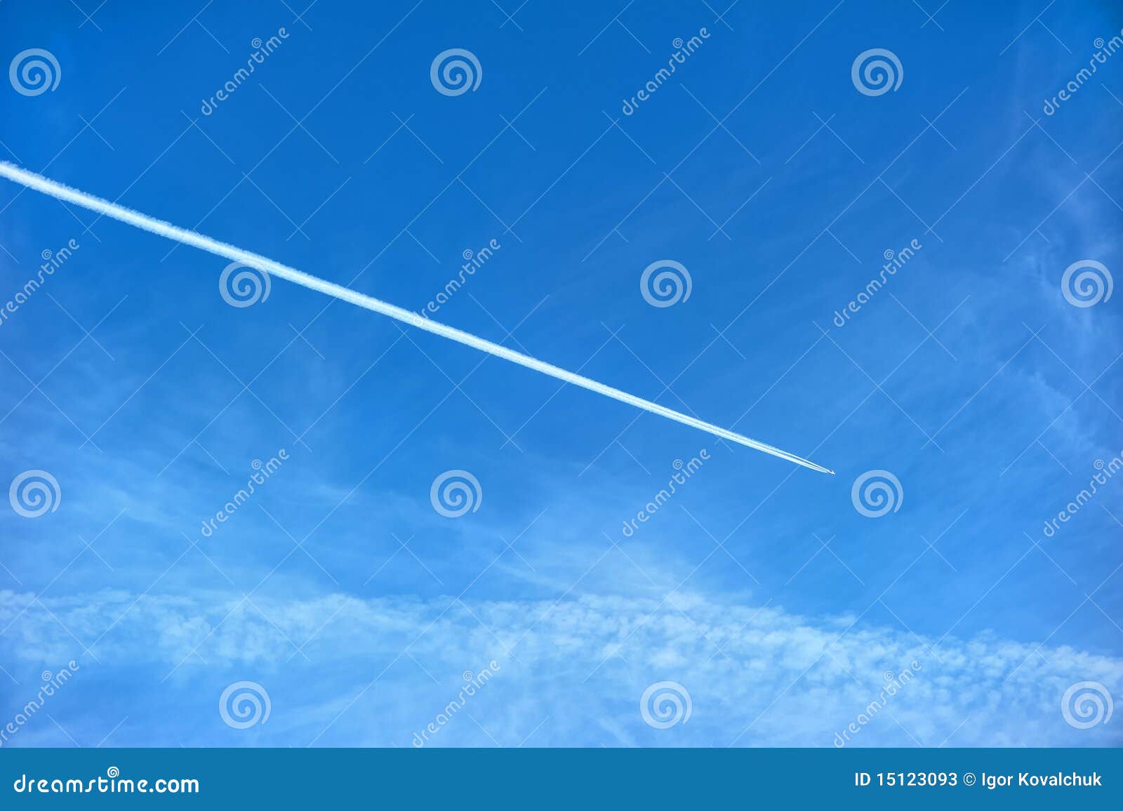 Airplane contrail stock image. Image of atmosphere, flying - 15123093
