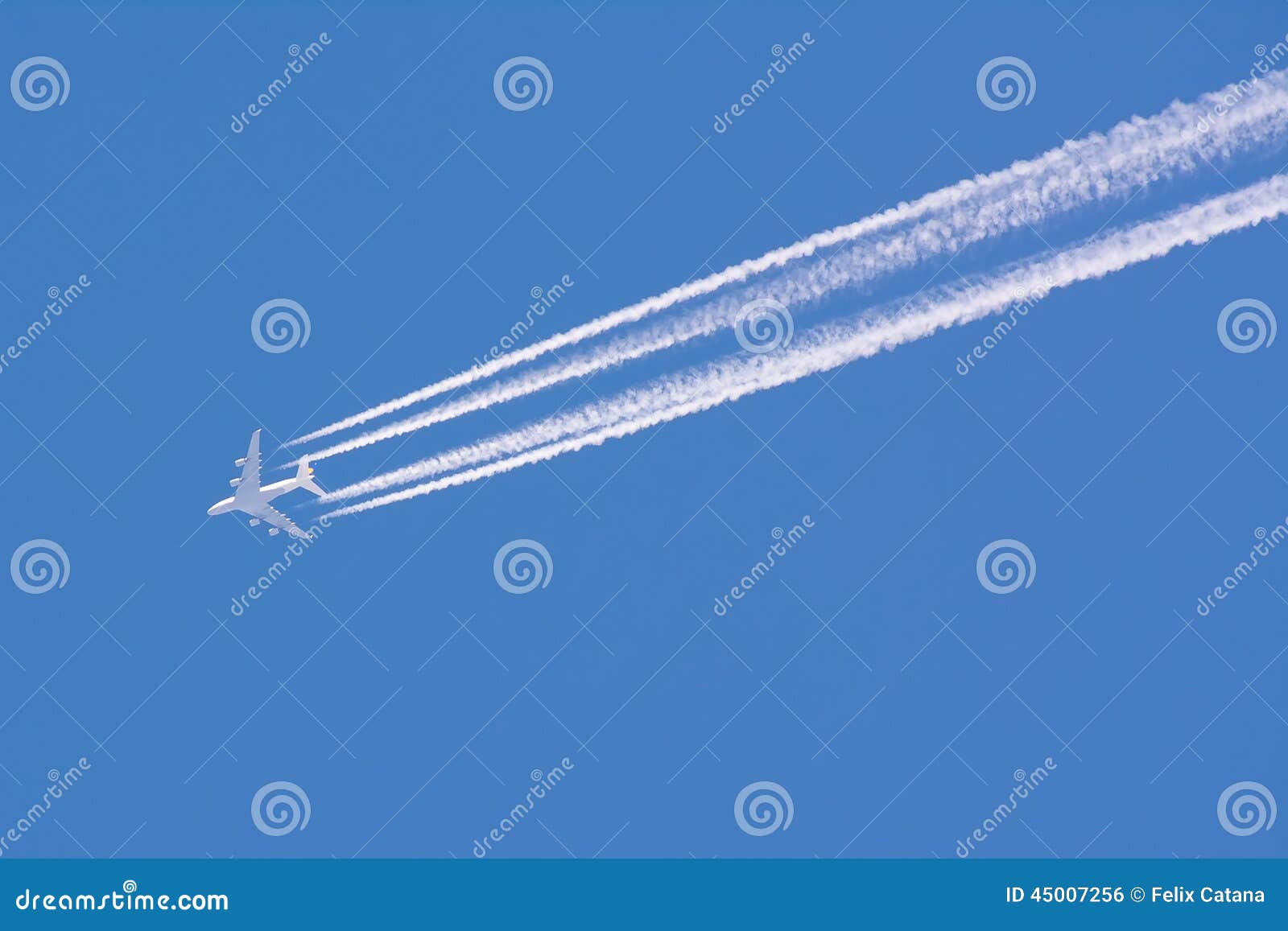 Airplane contrail stock photo. Image of direction, aeroplane - 45007256