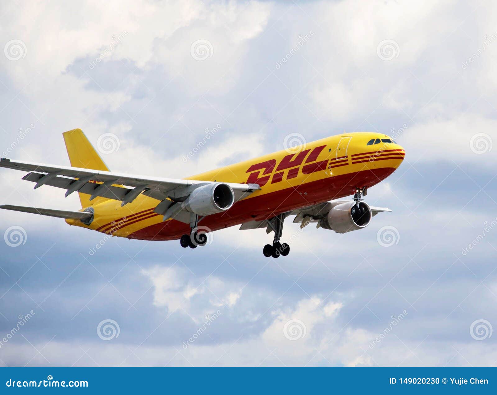 Airplane of DHL editorial image. Image of cargo, airliner - 149020230