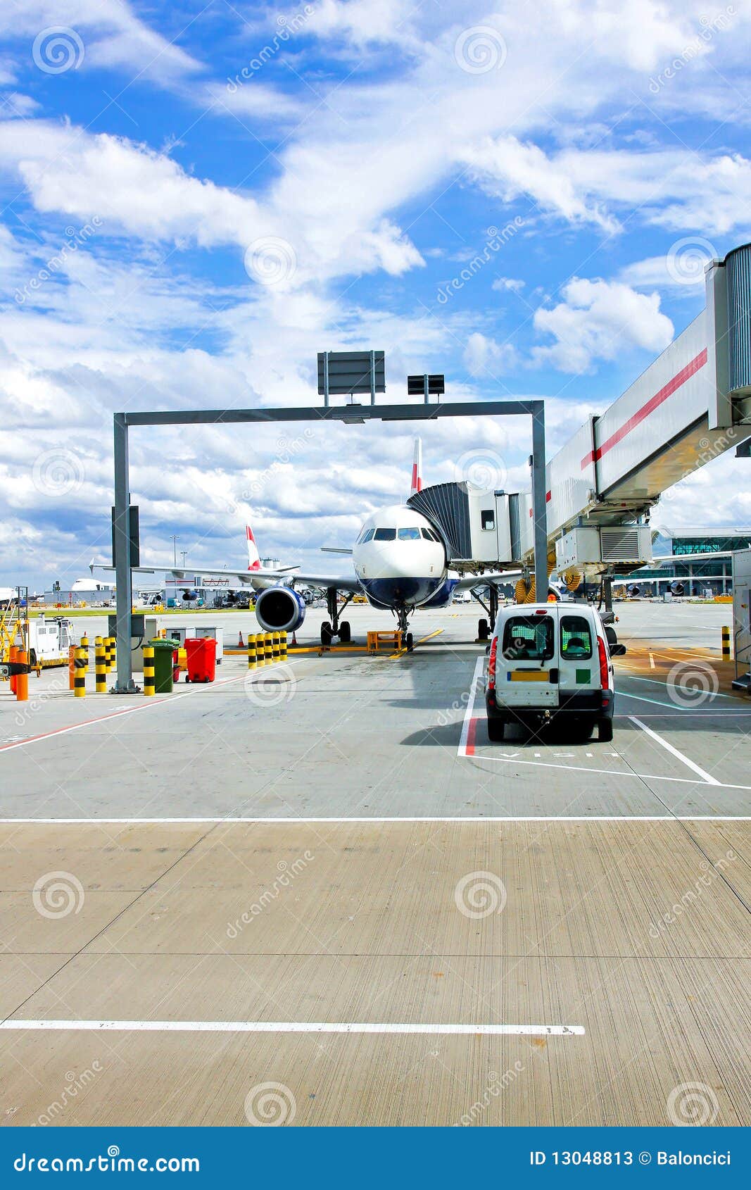 Airplane docking stock image. Image of plane, airport - 13048813