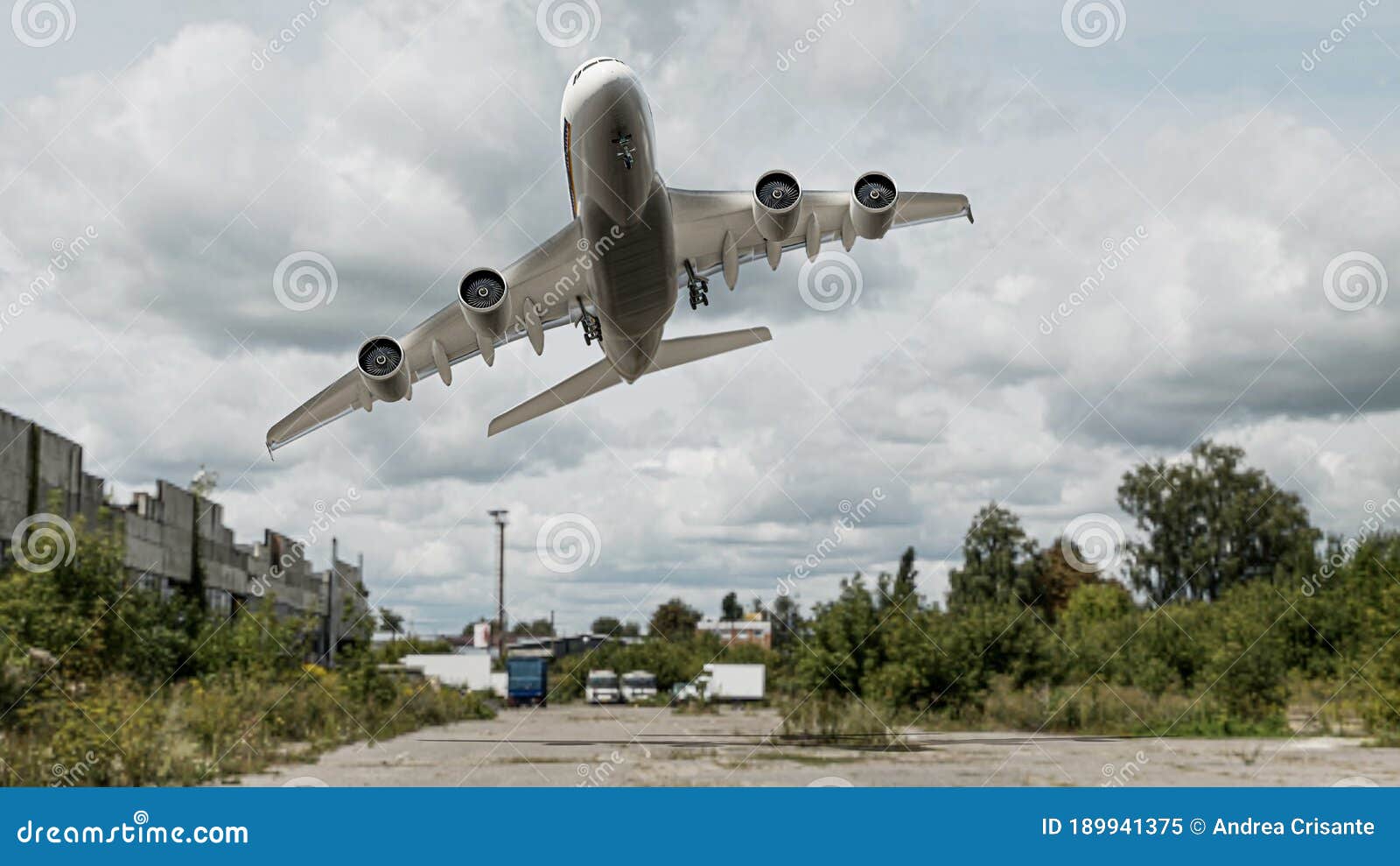 Airplane emergency landing editorial image. Image of technology - 189941375