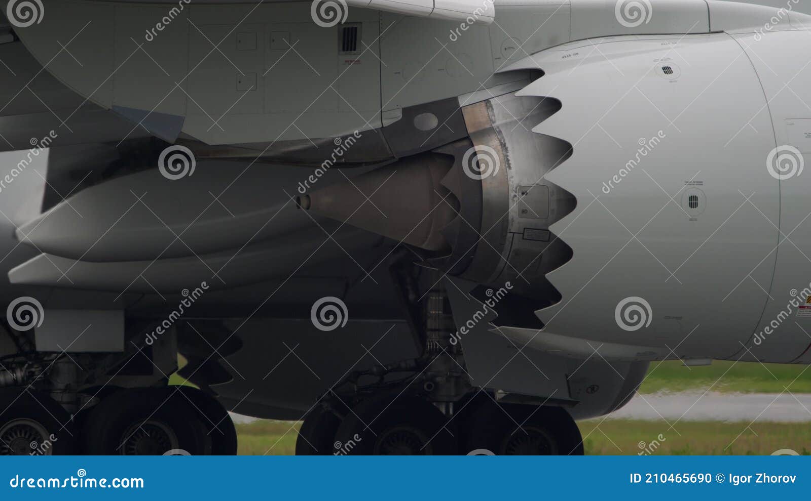 Airplane engine running stock footage. Video of closeup - 210465690