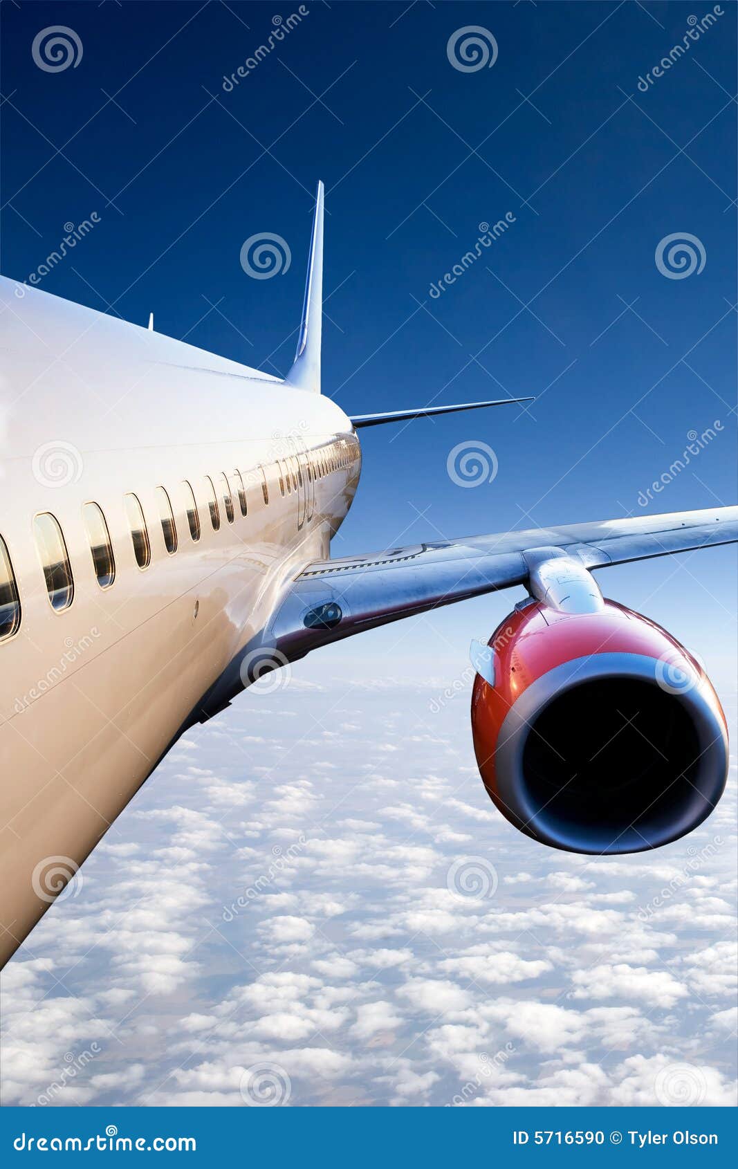 Airplane in Flight stock photo. Image of flying, liner - 5716590