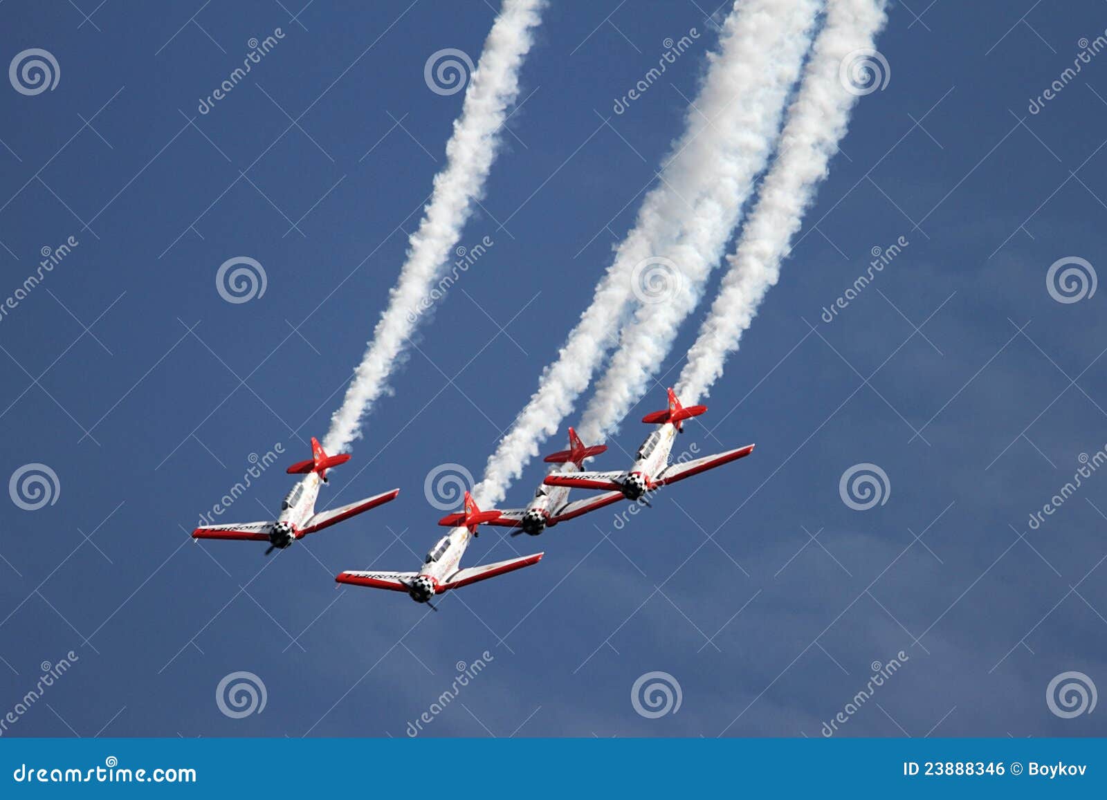 Airplane Formation Demonstrates Flying Skills Editorial Photo - Image ...