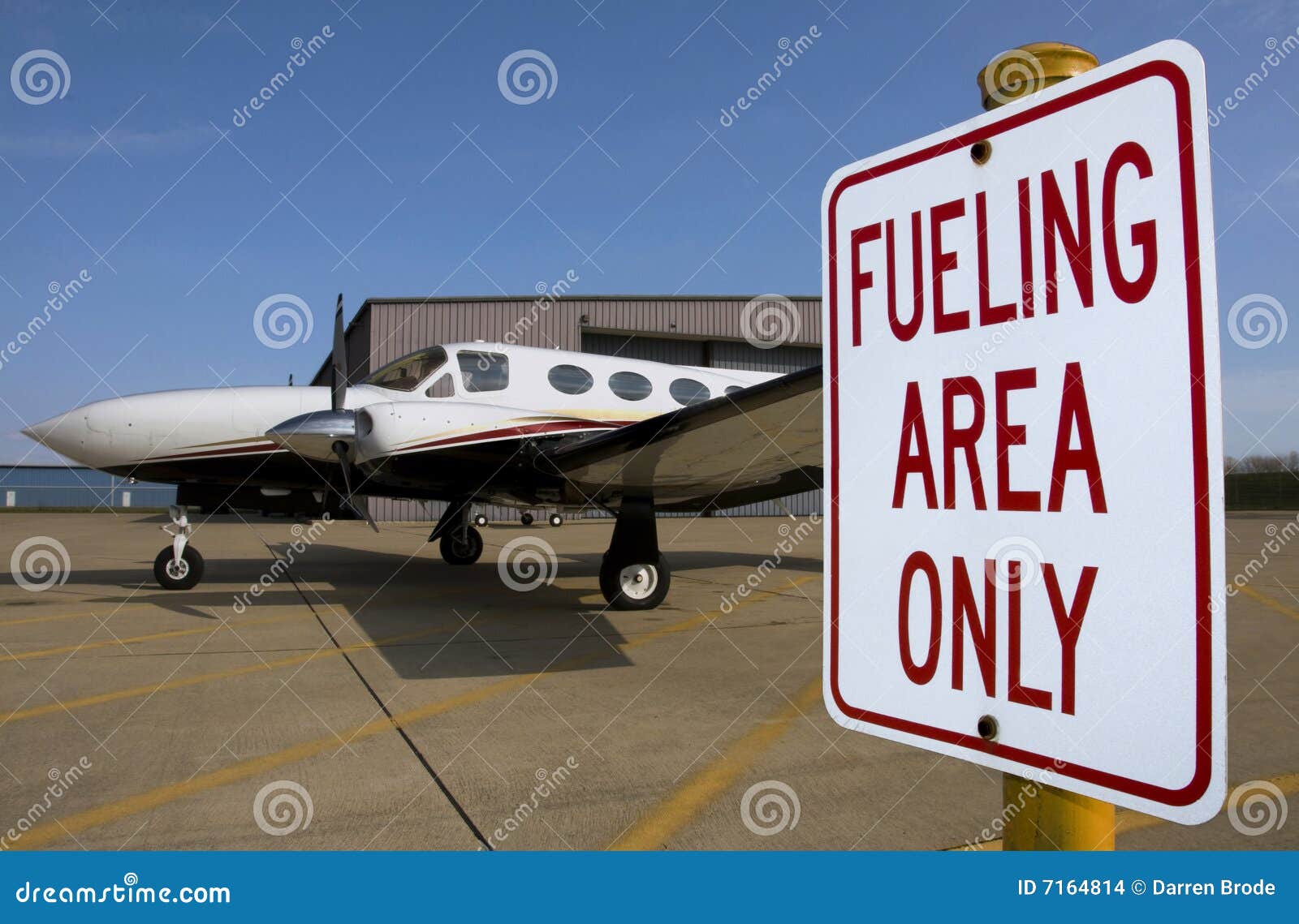 Airplane Fueling stock photo. Image of engine, gasoline - 7164814