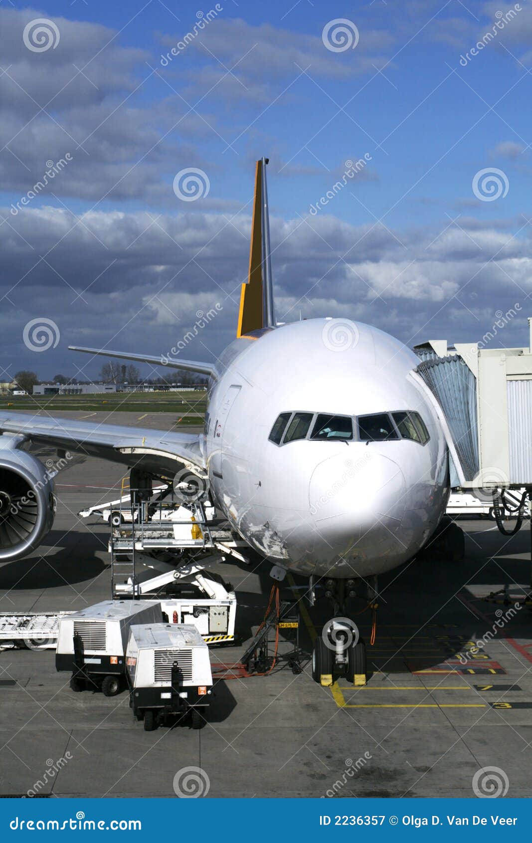 Airplane at gate stock image. Image of aeroplane, plane - 2236357