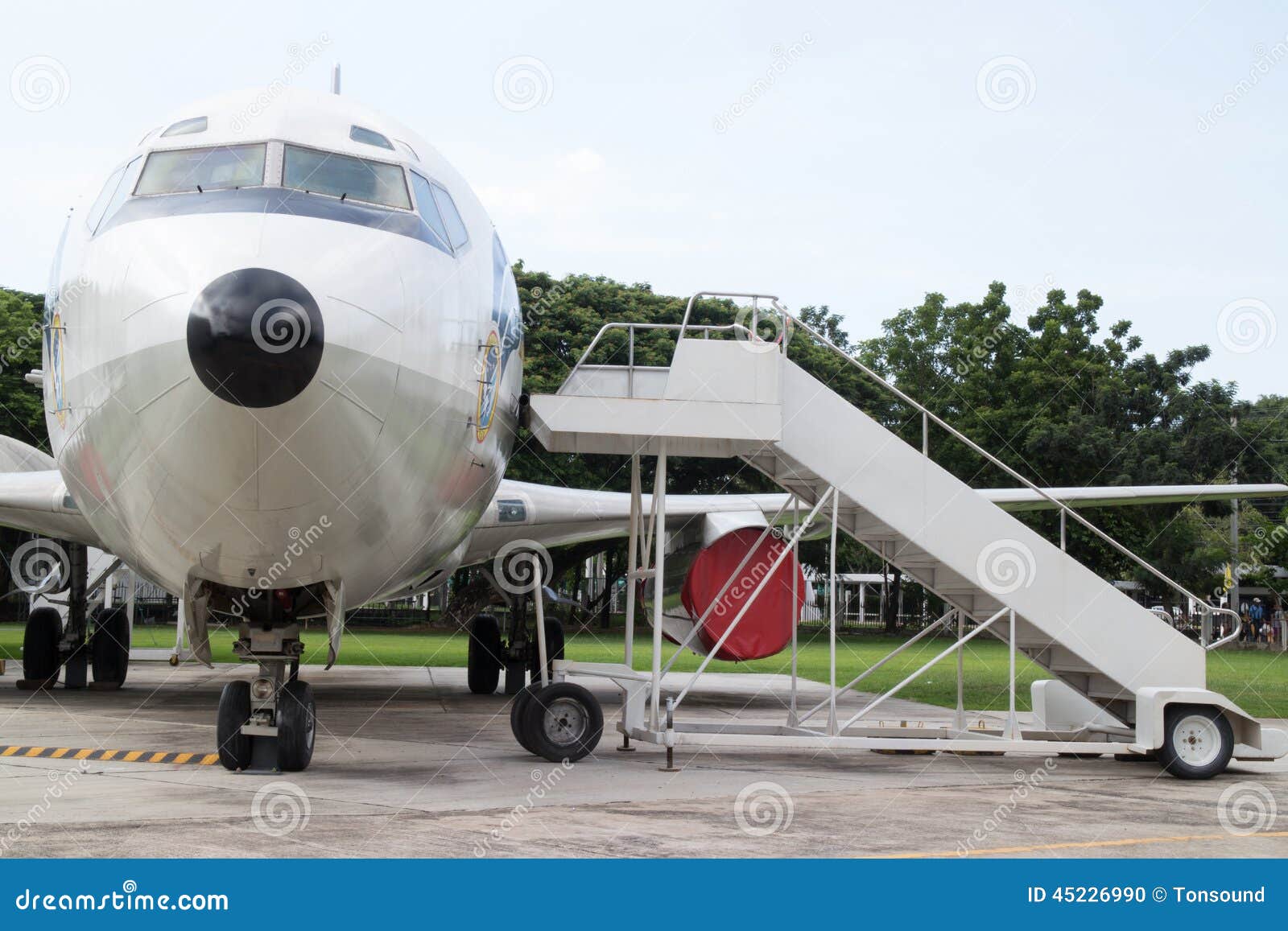 Airplane Nose with Passenger Stairs Stock Photo - Image of speed, ramp ...