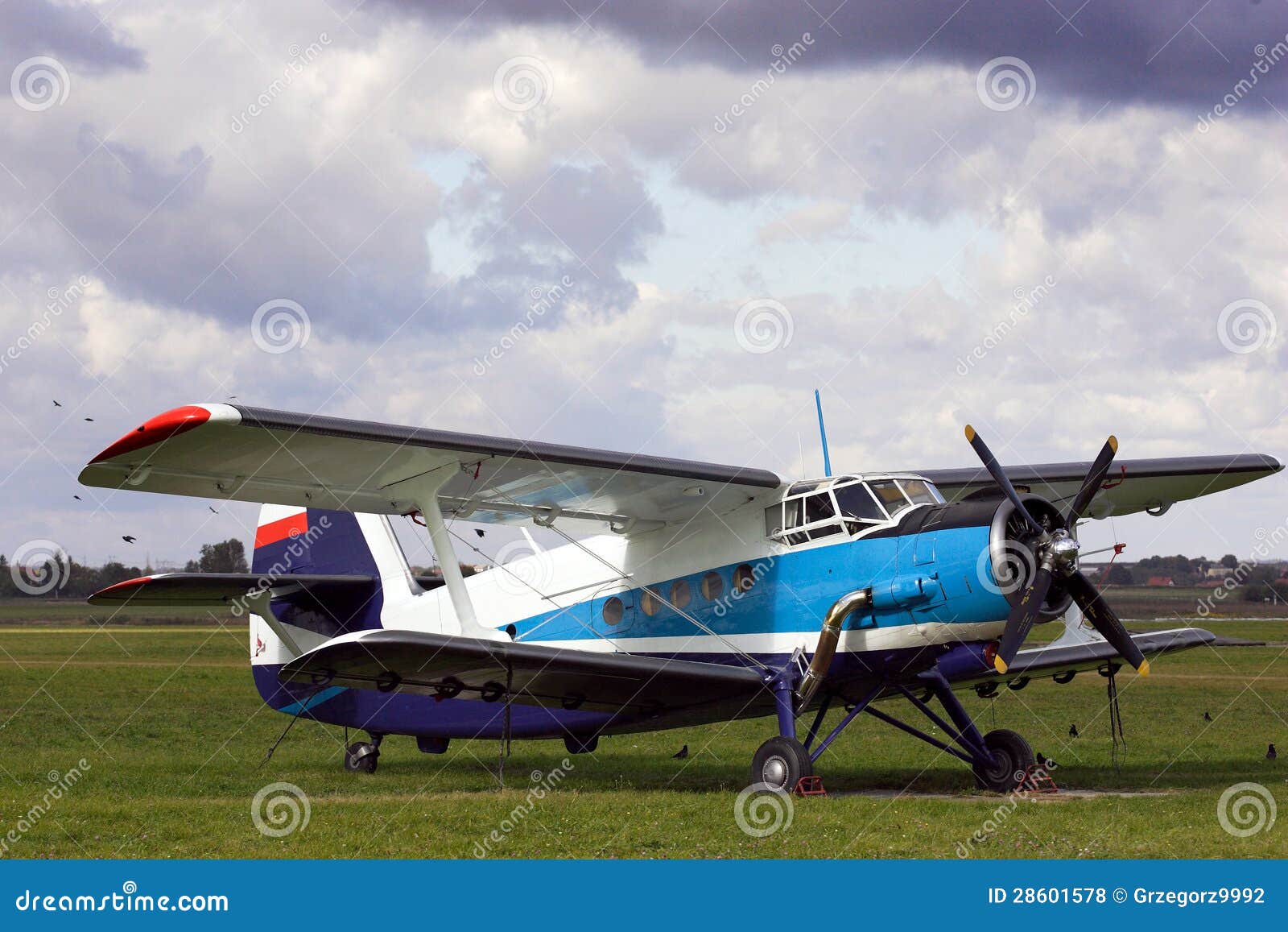 Airplane oldtimer stock photo. Image of scene, close - 28601578