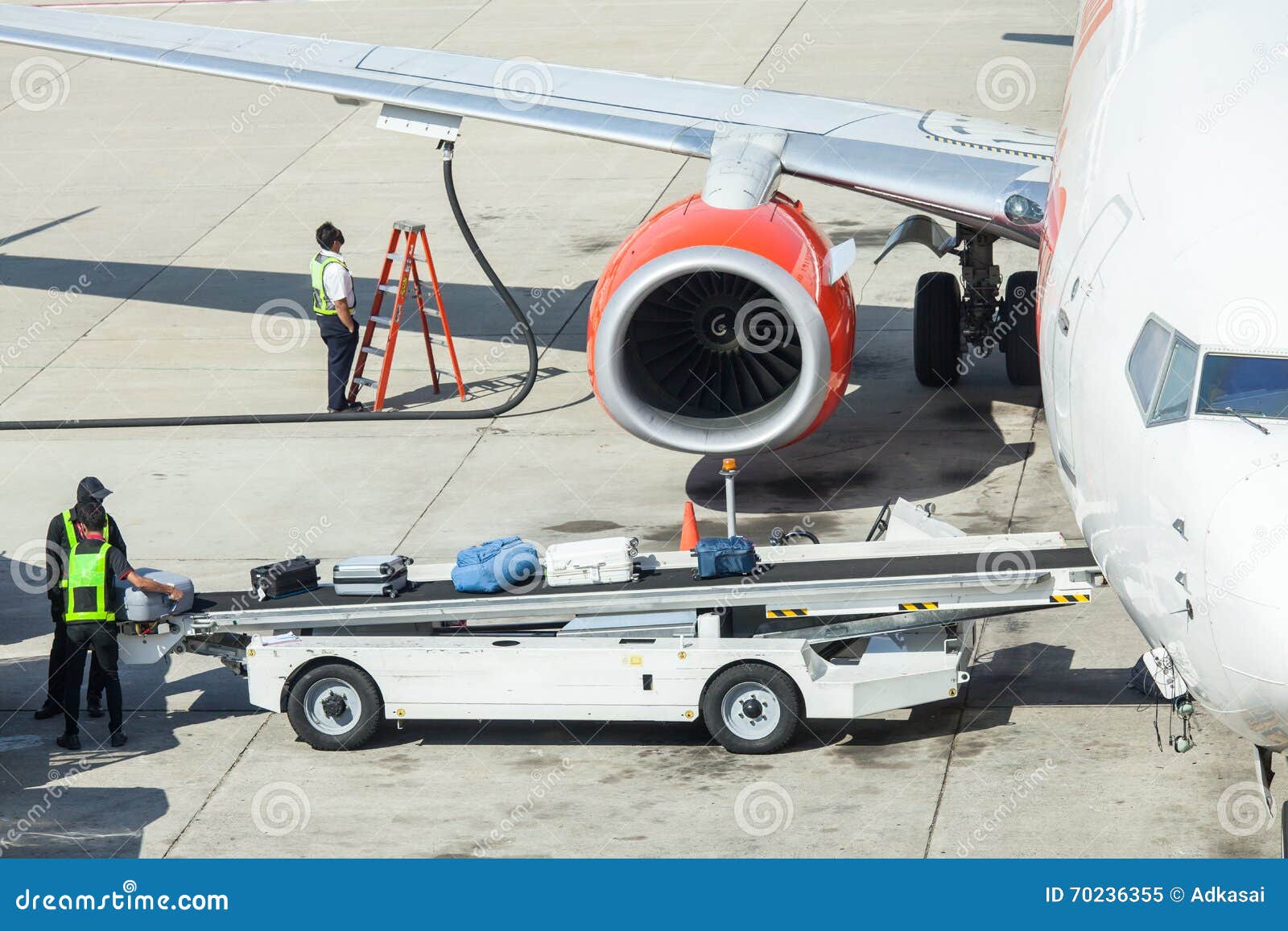 Airplane Prepare for Fight and Loading the Bags Editorial Image - Image ...