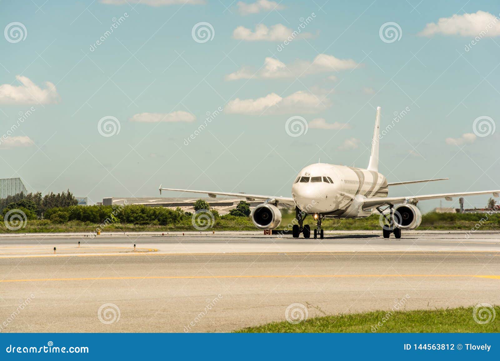 Airplane Ready To Take Off from Runway Stock Photo - Image of aviation ...
