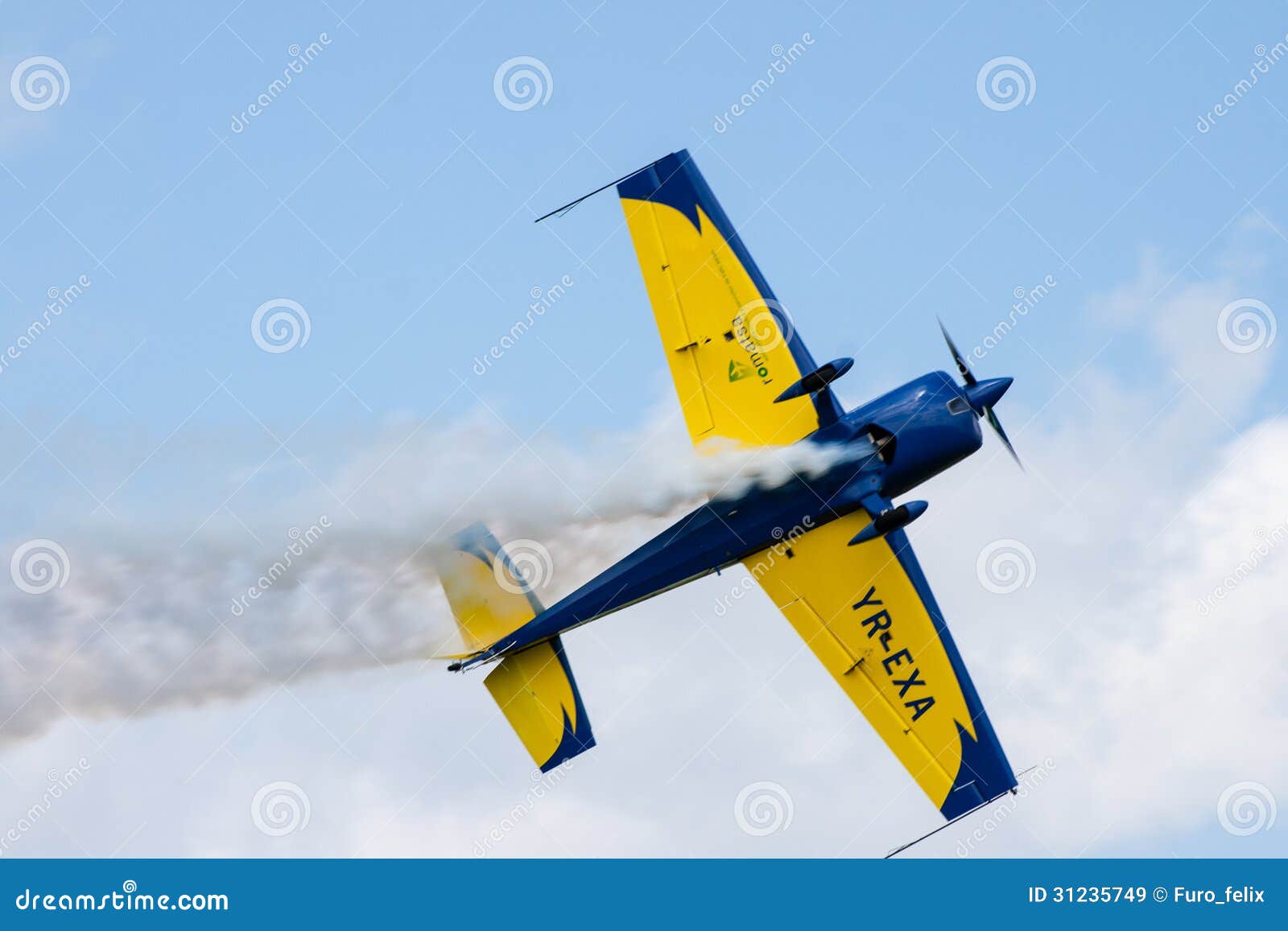 Airplane editorial stock image. Image of flights, discipline - 31235749
