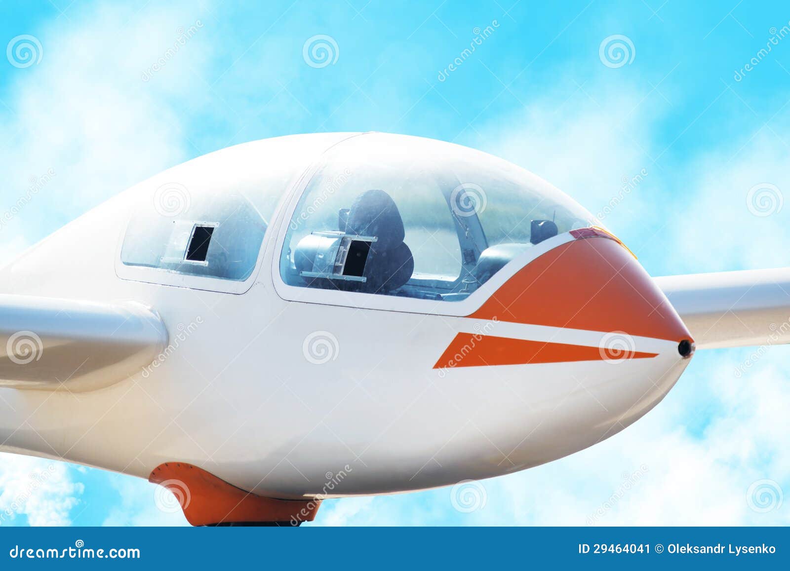Airplane Soaring Sky Stock Photos - Download 981 Royalty Free Photos