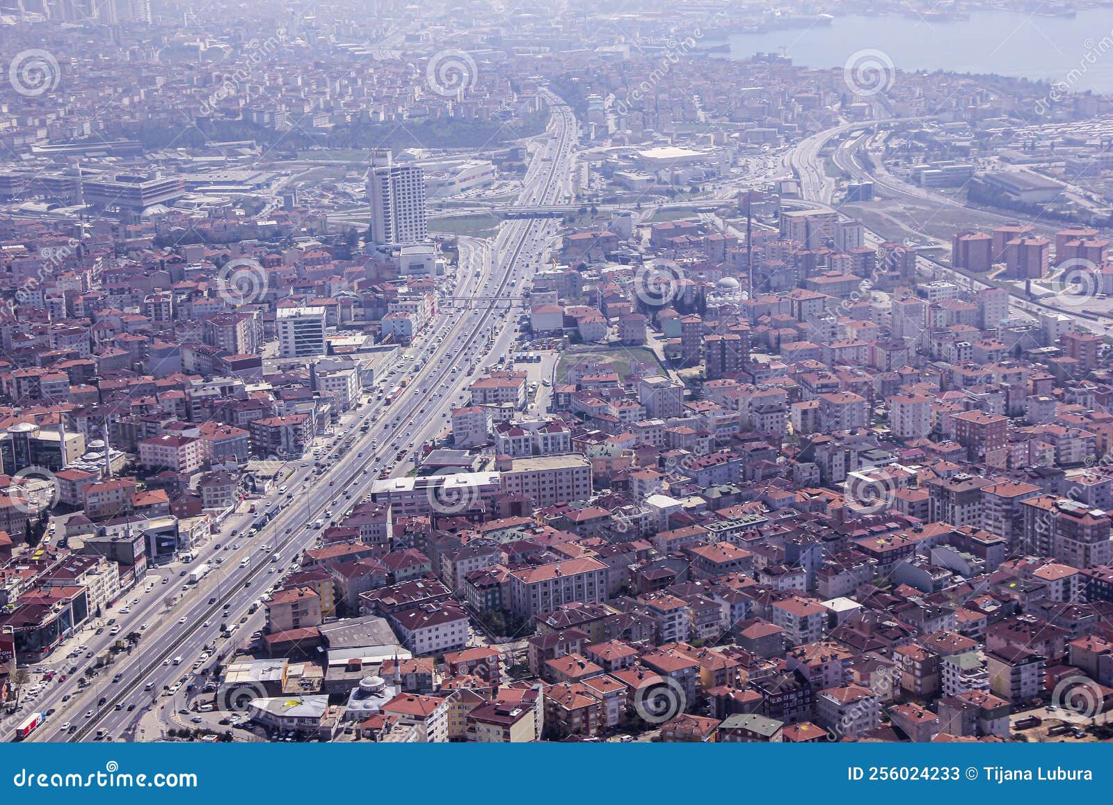 Airplane view of Istanbul editorial stock photo. Image of crop - 256024233