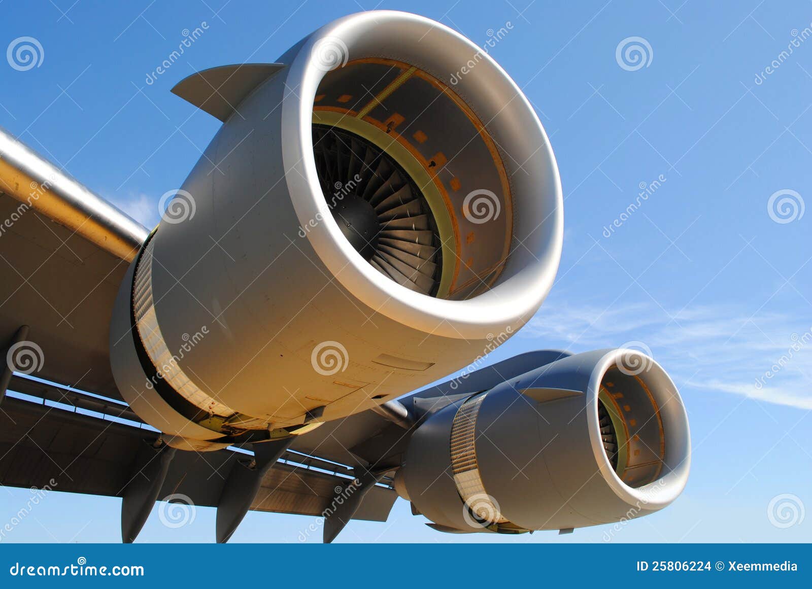 Airplane Wing stock photo. Image of range, force, capacity - 25806224