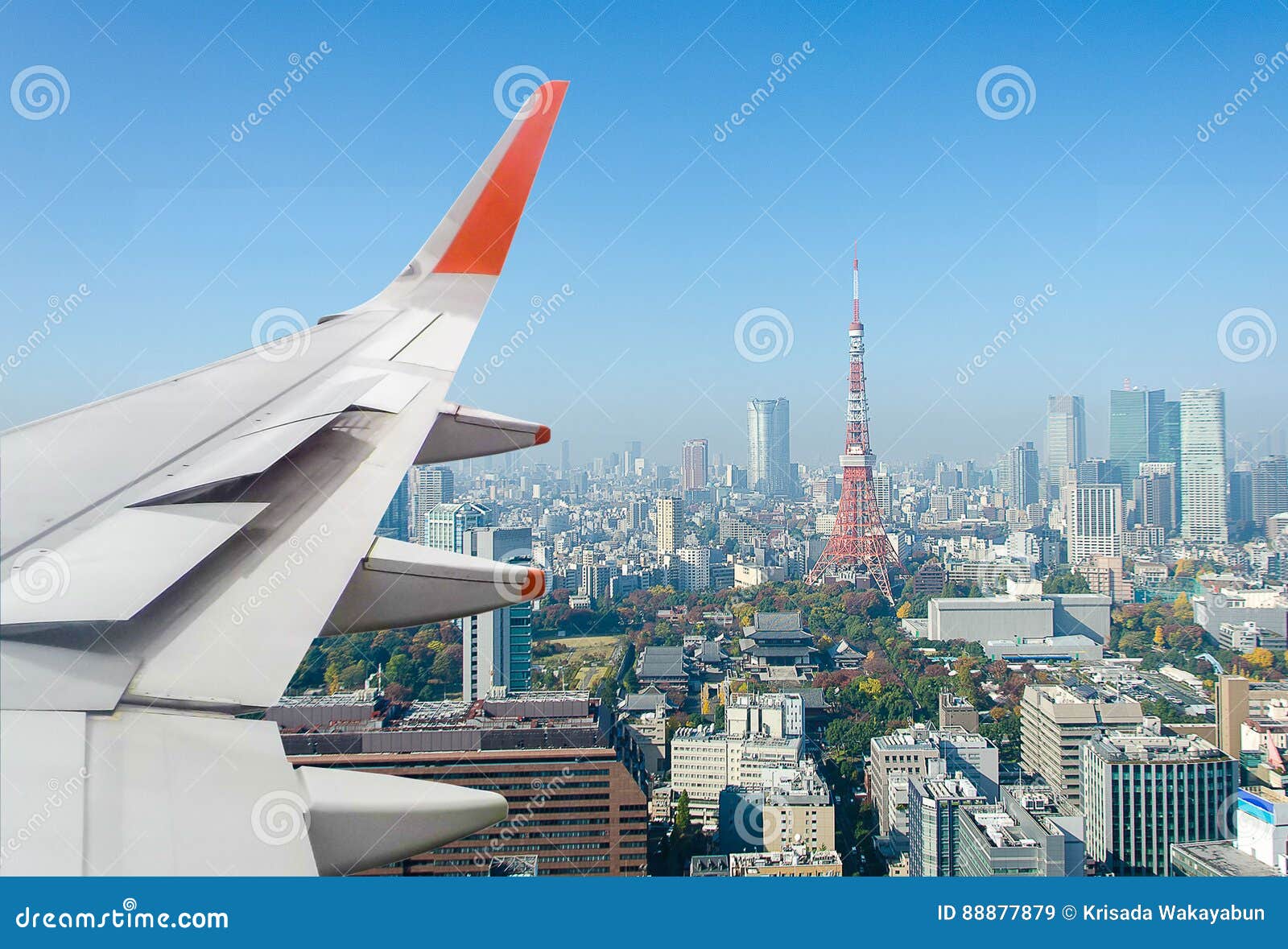 Airplane Wing Over Tokyo Tower Stock Image - Image of landscape, aerial ...