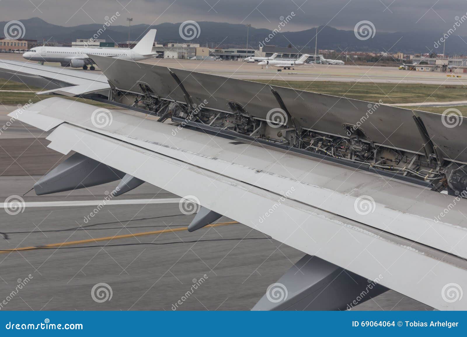 Airplane Wing Sight during Landing Stock Photo - Image of industry ...