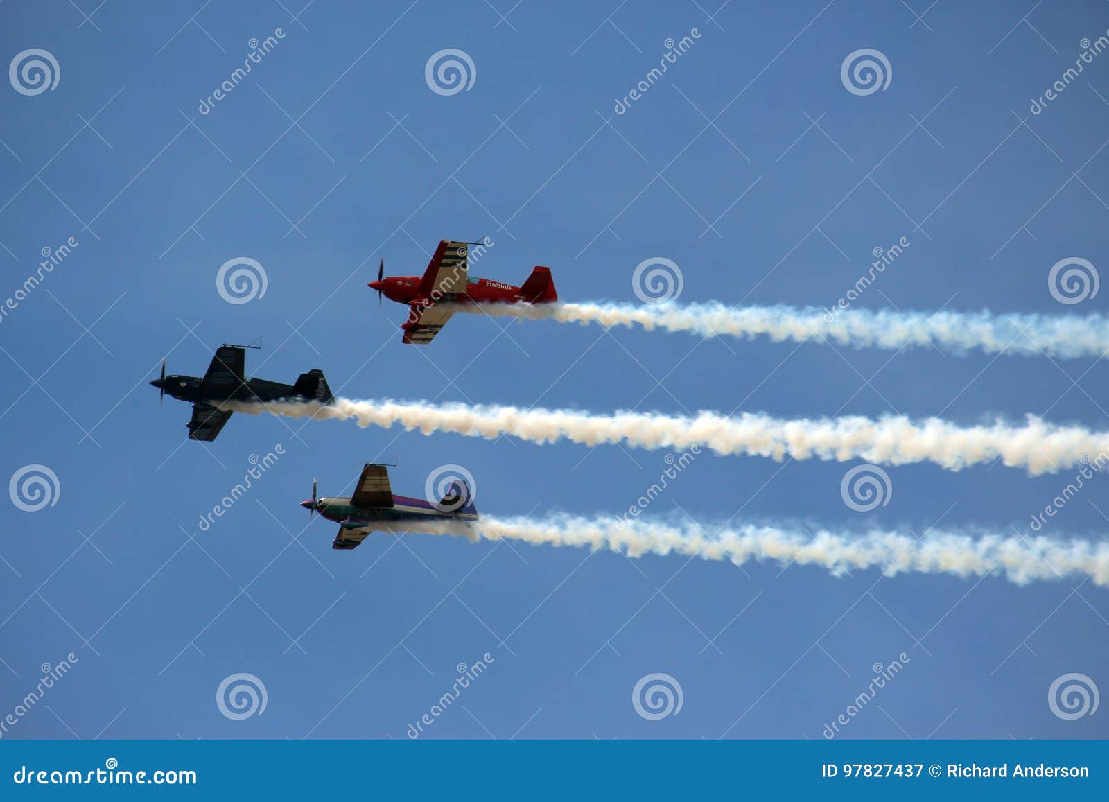 3 Airplanes in Formation editorial photography. Image of jets - 97827437