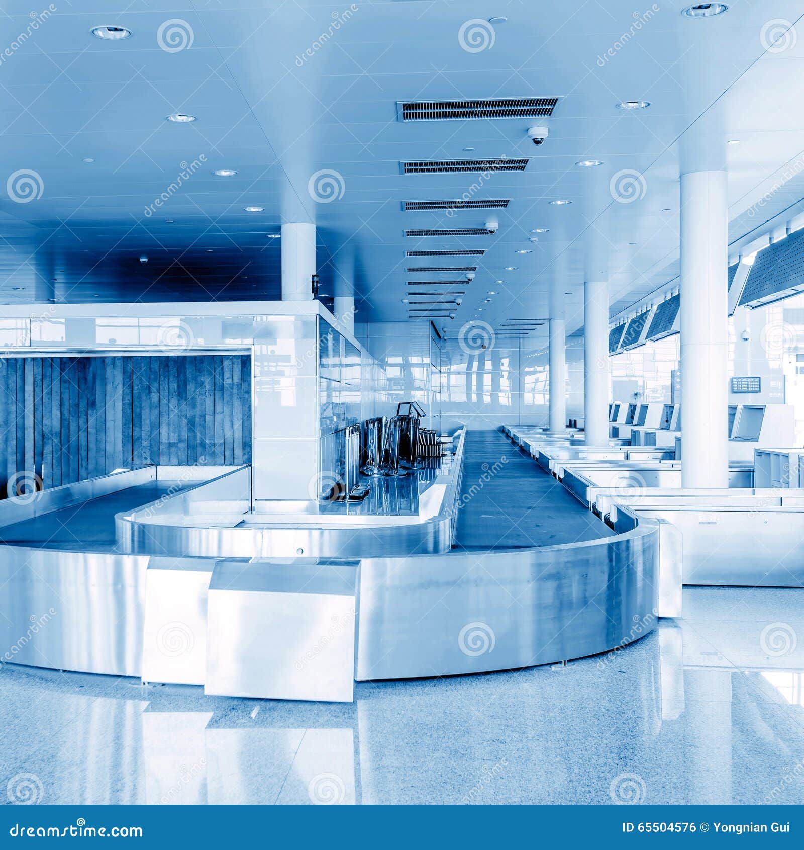 Airport X-ray Screening System Stock Photo - Image of inspect ...