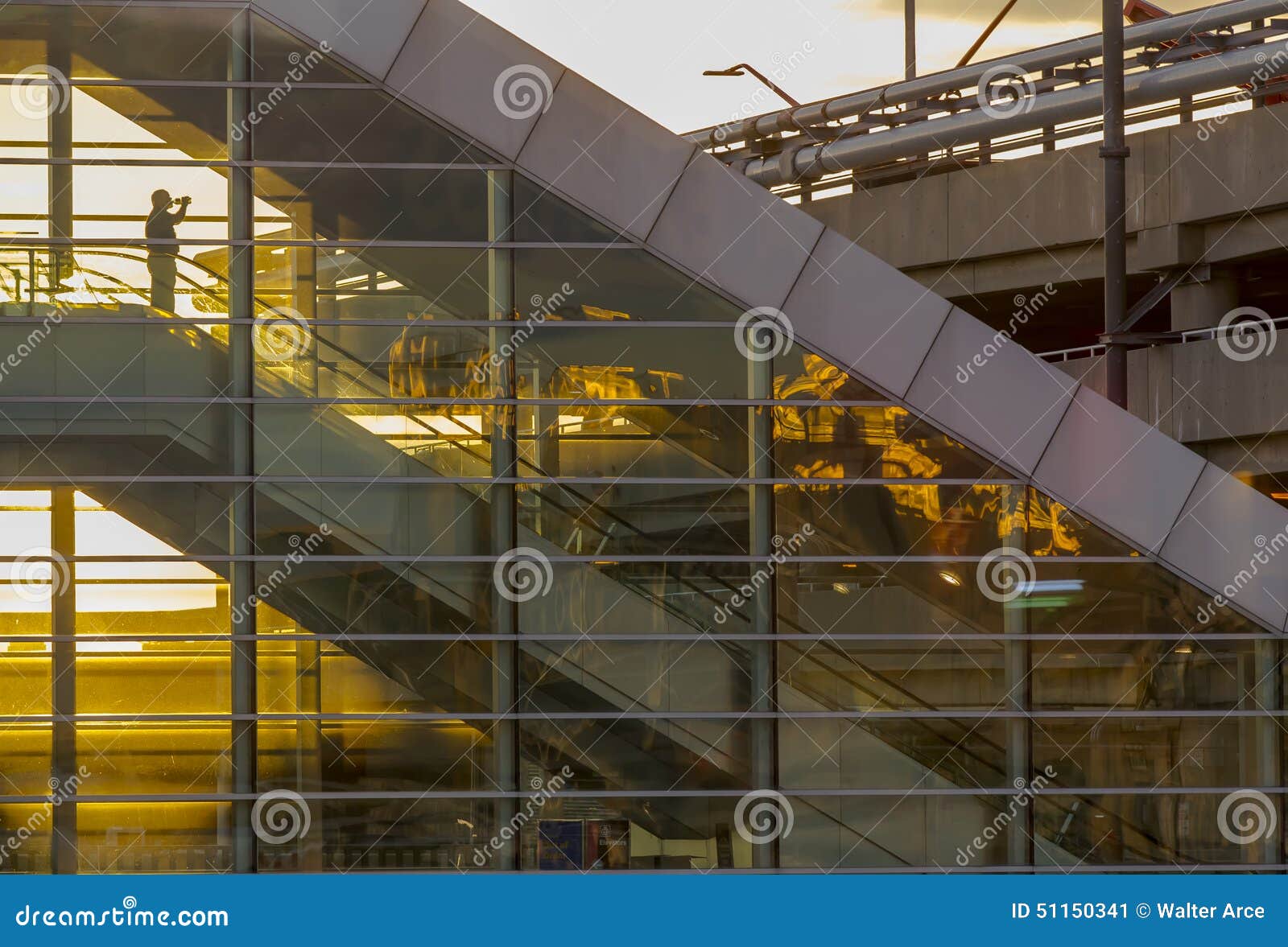 Airport Structure editorial photo. Image of aircraft - 51150341