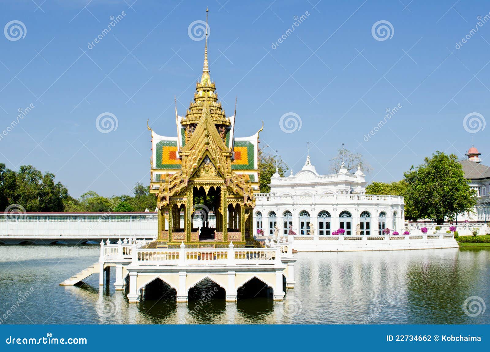 Aisawan-Dhipaya Asana Pavillion Stock Photography | CartoonDealer.com ...