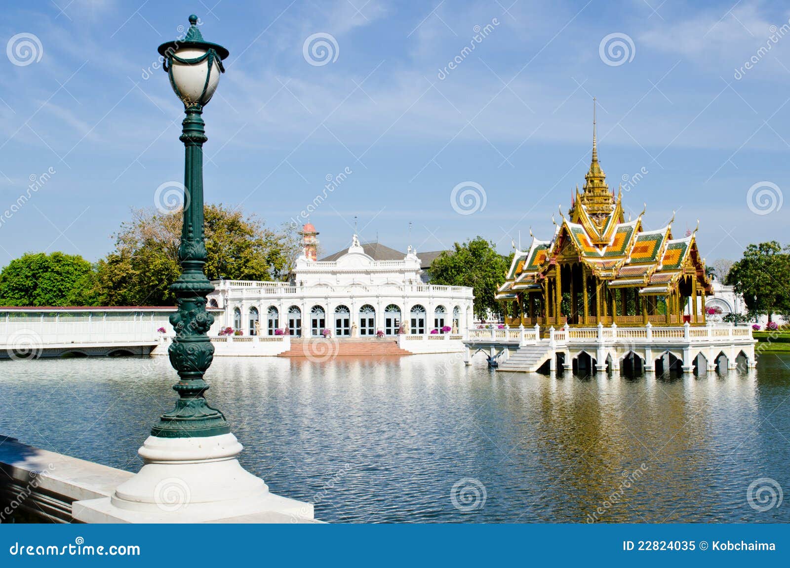 Aisawan-Dhipaya Asana Pavillion Stock Image - Image of bangkok ...