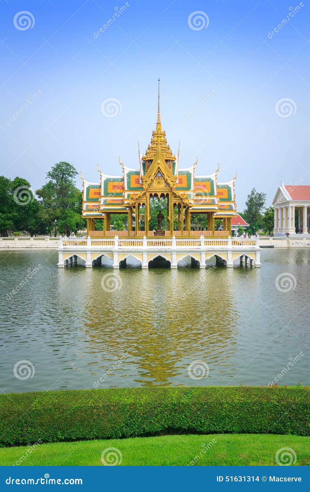 The Aisawan Dhiphya-Asana Pavilion in Ayuthaya Stock Photo - Image of ...
