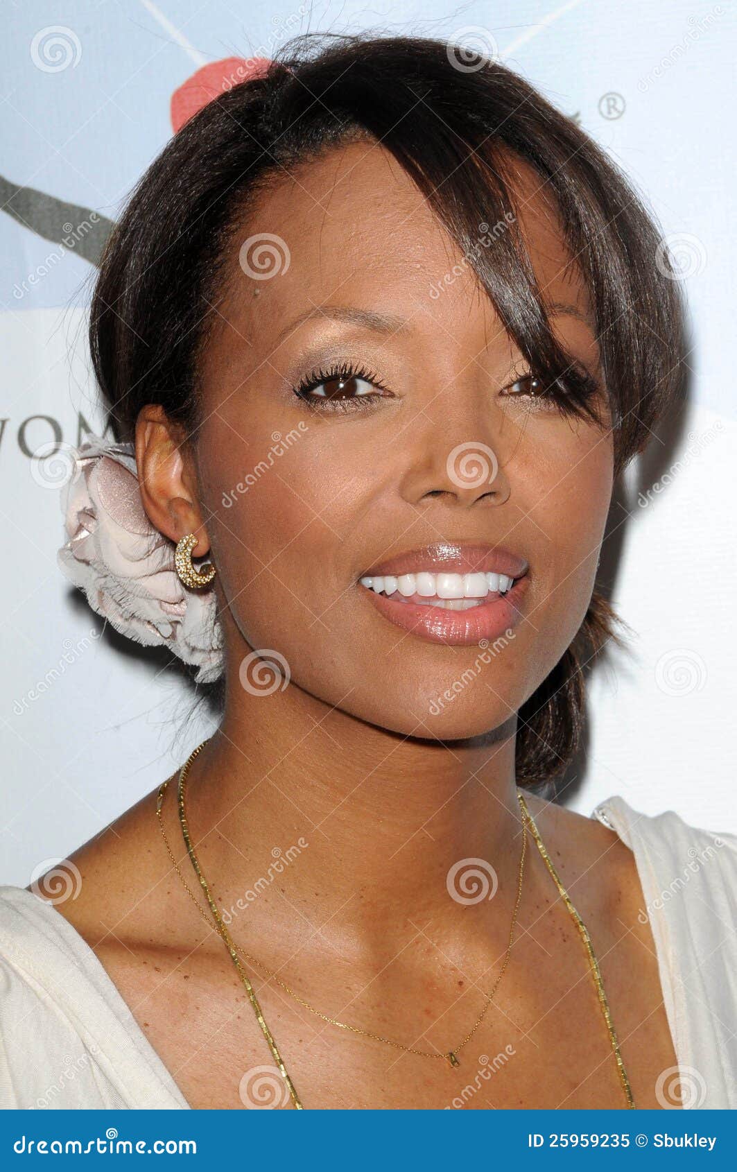 Aisha Tyler editorial image. Image of aisha, peace, please - 25959235