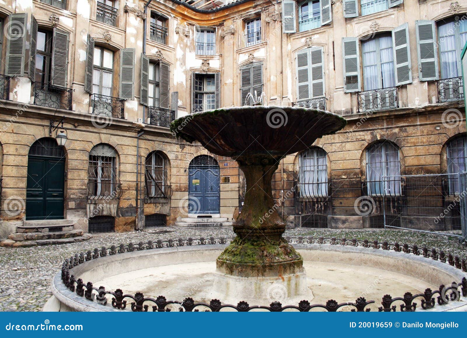 Aix en provence stock image. Image of architecture, windows - 20019659