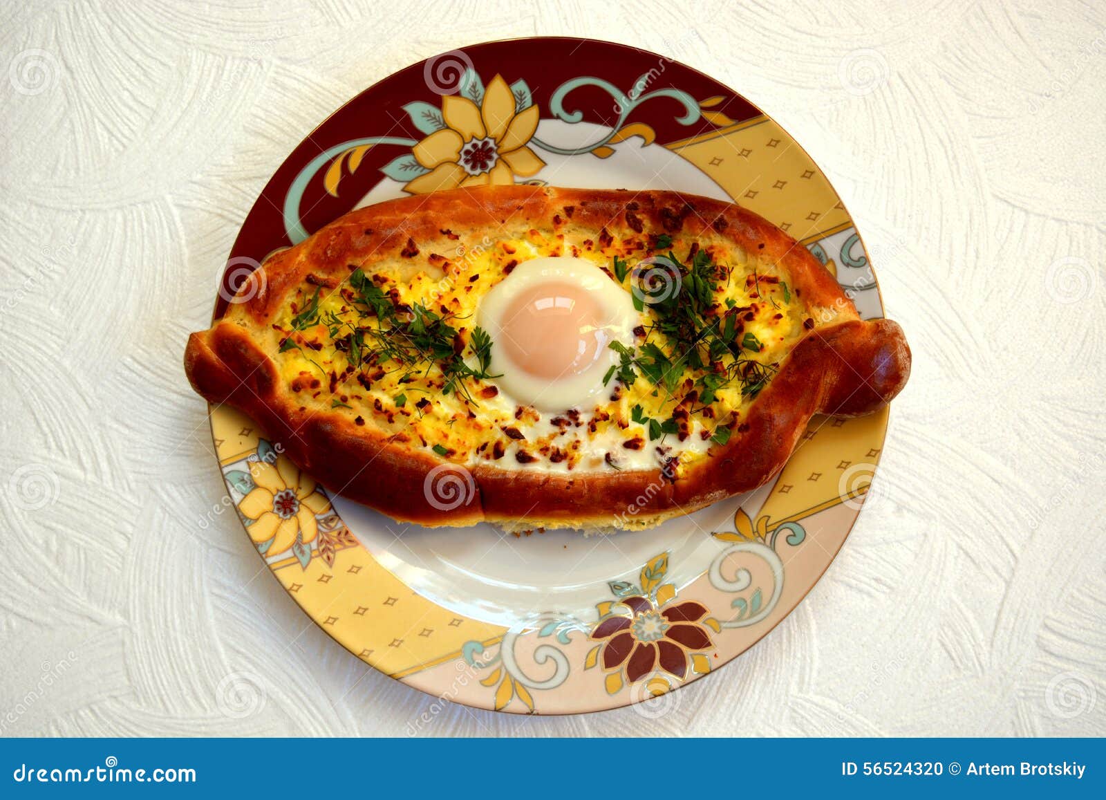 Ajaruli-khachapuri stockfoto. Bild von kaukasus, kulturen - 56524320