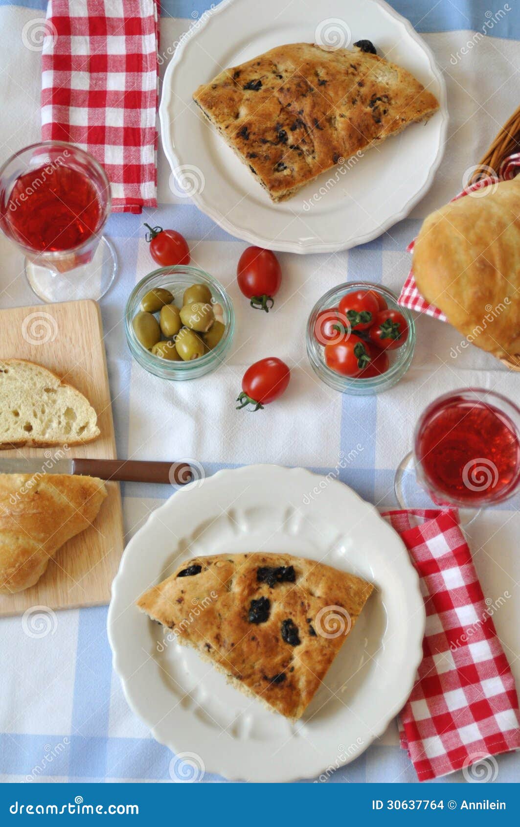 Ajuste De La Tabla Para La Cena Italiana Foto de archivo - Imagen de ...