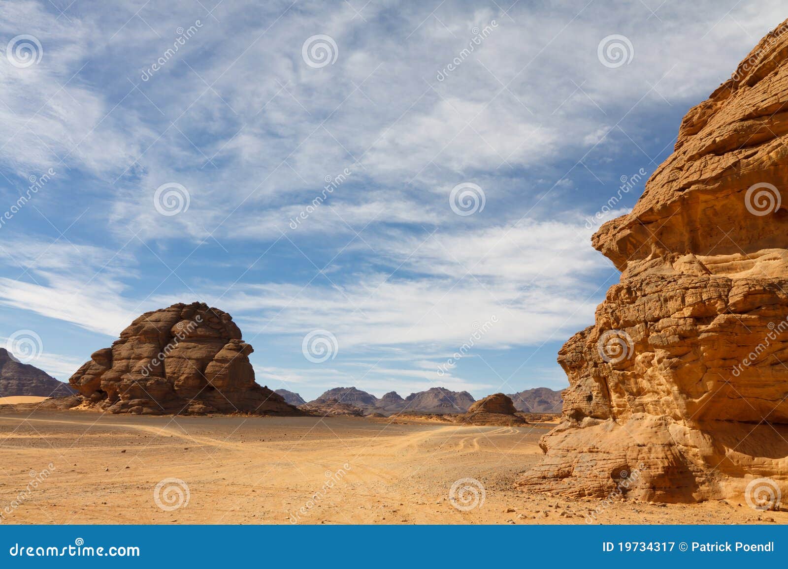 Akakus (Acacus) Mountains, Sahara, Libya Stock Image - Image of ...