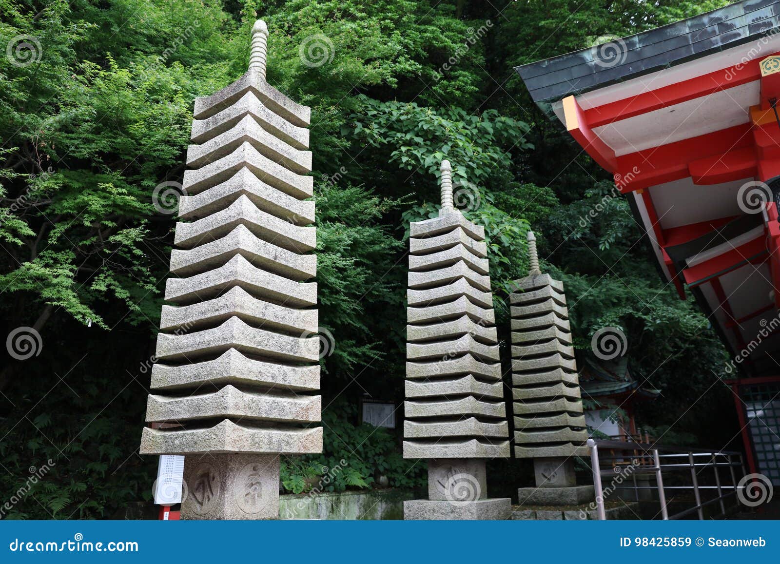 Akama Shrine in Shimonoseki, Japan Stock Image - Image of attendant ...