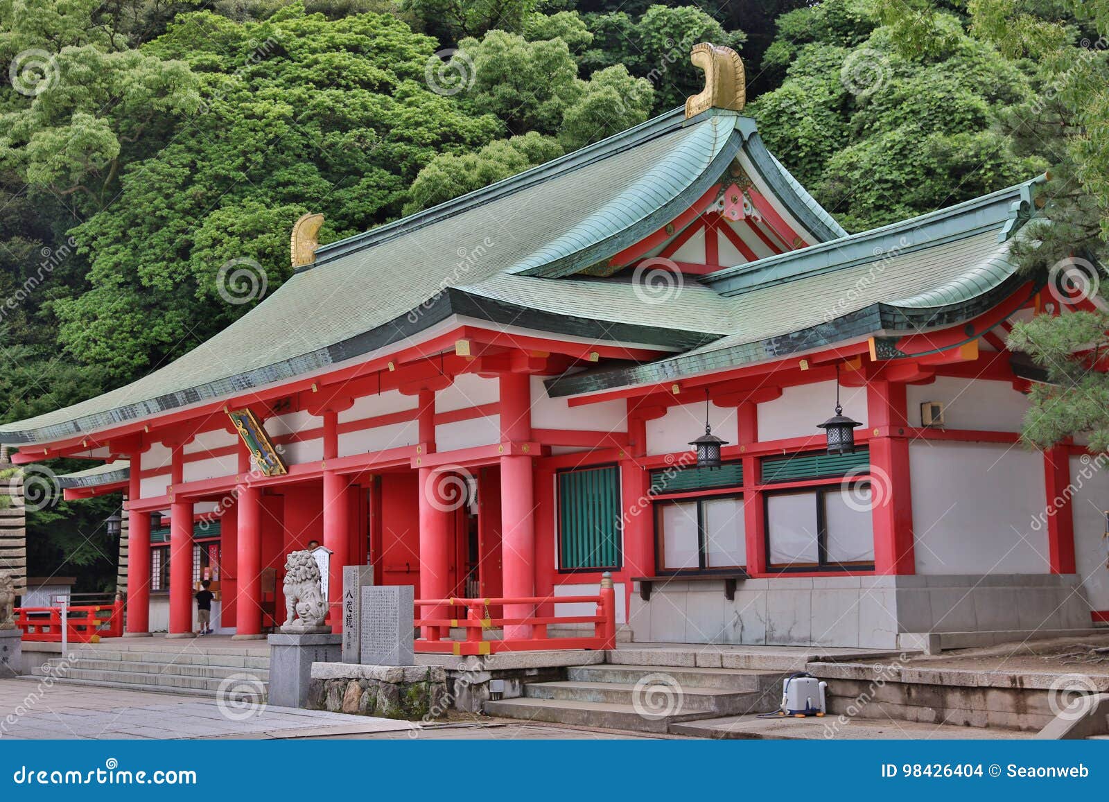 Akama Shrine in Shimonoseki, Japan Editorial Stock Image - Image of ...
