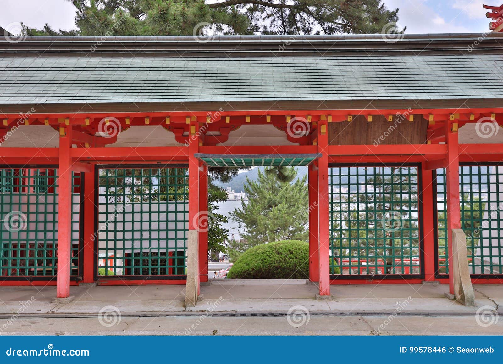 Akama Shrine in Shimonoseki, Japan Stock Photo - Image of asia, jingu ...