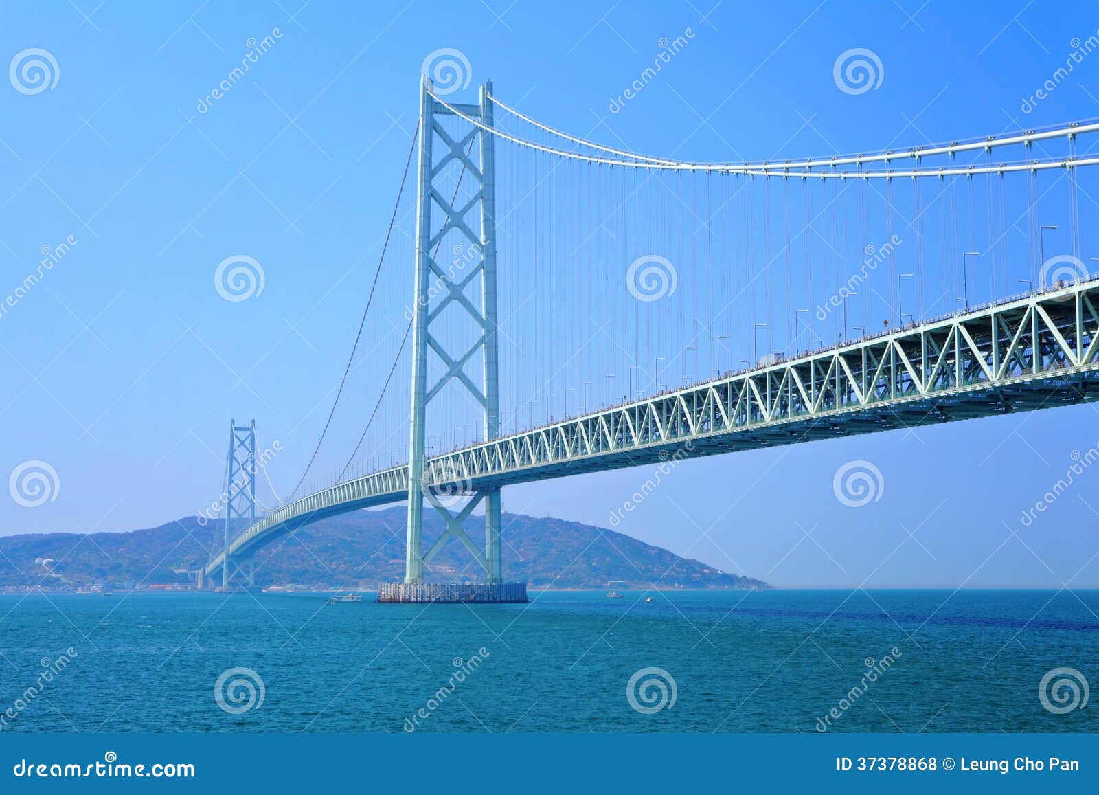 Akashi Kaikyo Bridge in Japan Stock Photo - Image of coast, seto: 37378868