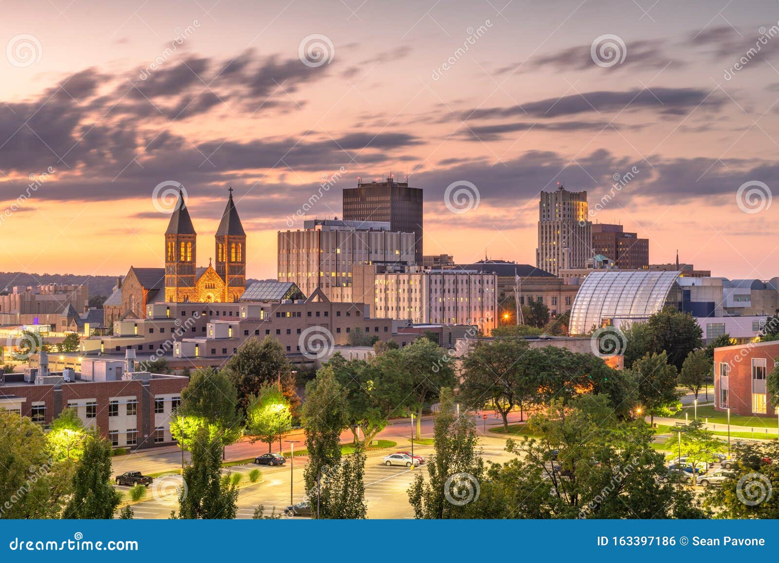Akron, Ohio, USA Downtown Skyline Stock Photo - Image of ohio, dusk ...