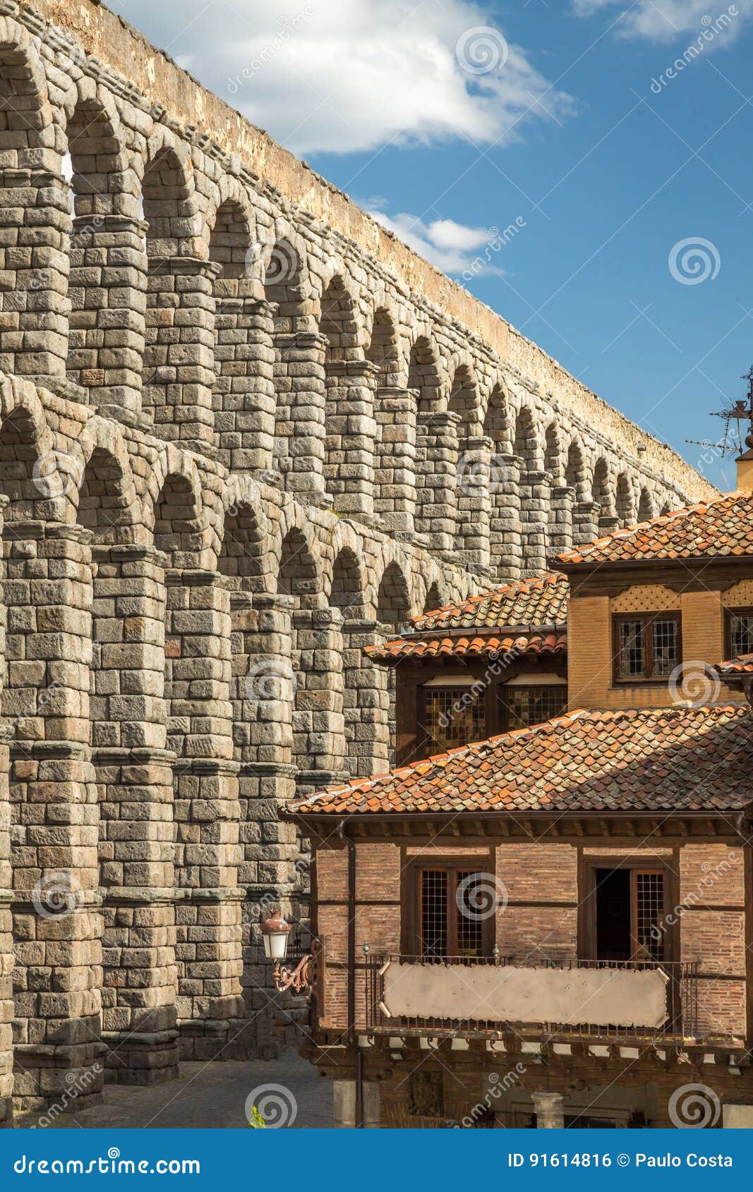 Akvedukt av Segovia 3 arkivfoto. Bild av tegel, historia - 91614816