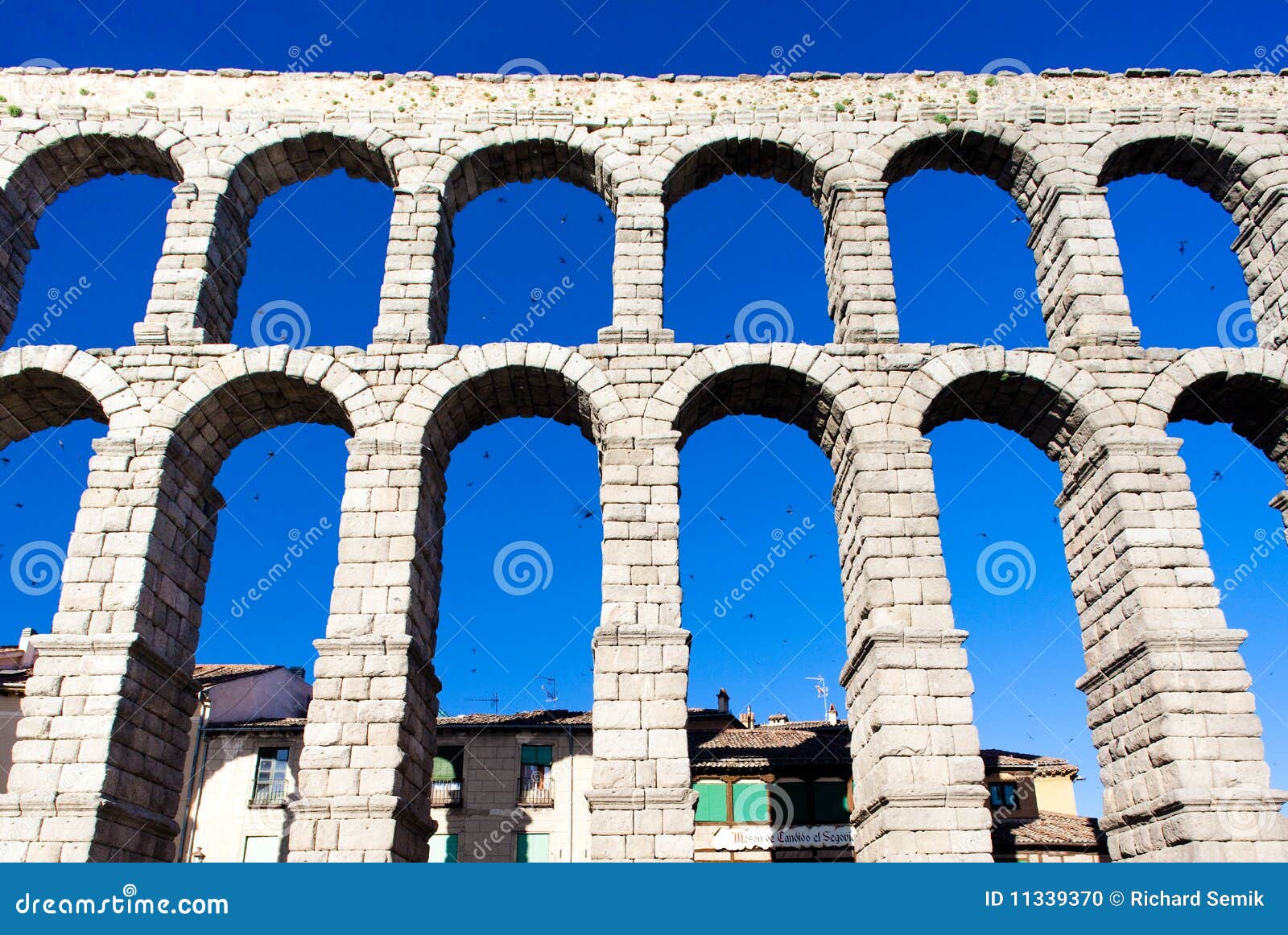 Akvedukt roman segovia arkivfoto. Bild av landmärke, akvedukter - 11339370