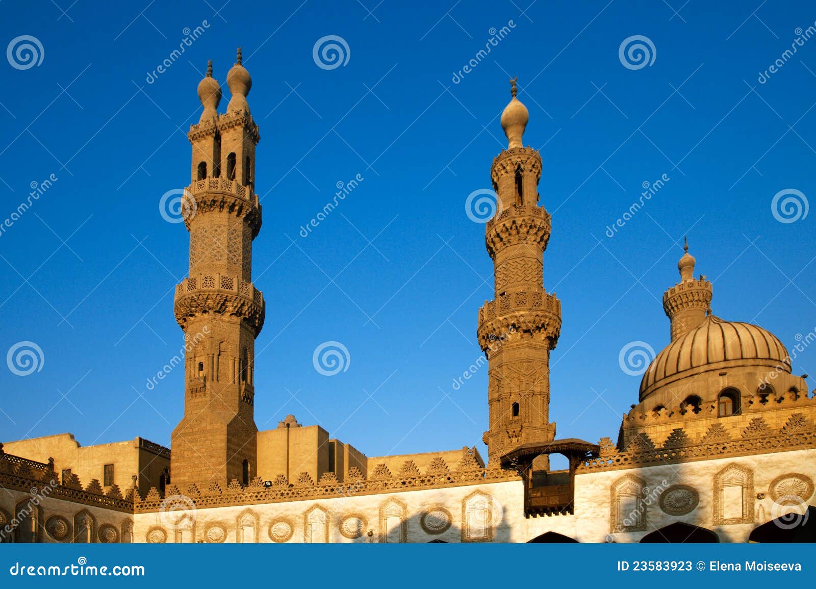 Al-Azhar University and Mosque Stock Image - Image of built, ancient ...