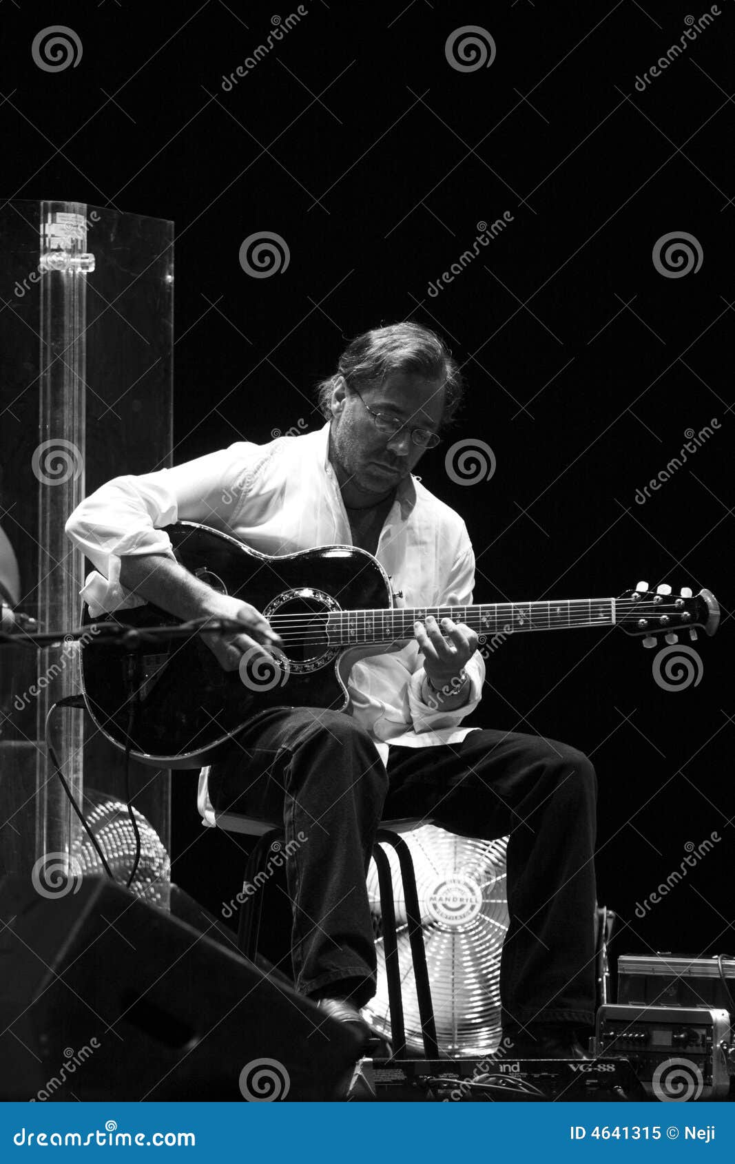 Guitar Player Of Royal Blood (British Rock Duo Band Formed In Worthing ...