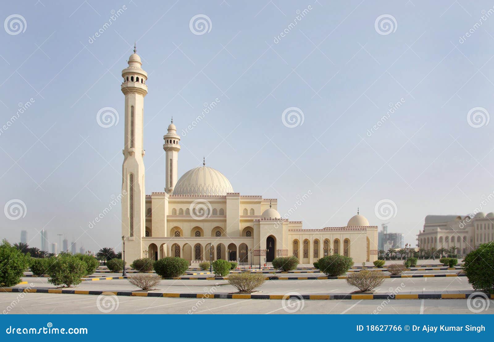 Al Fateh Mosque Bahrain stock photo. Image of arab, mosque - 18627766