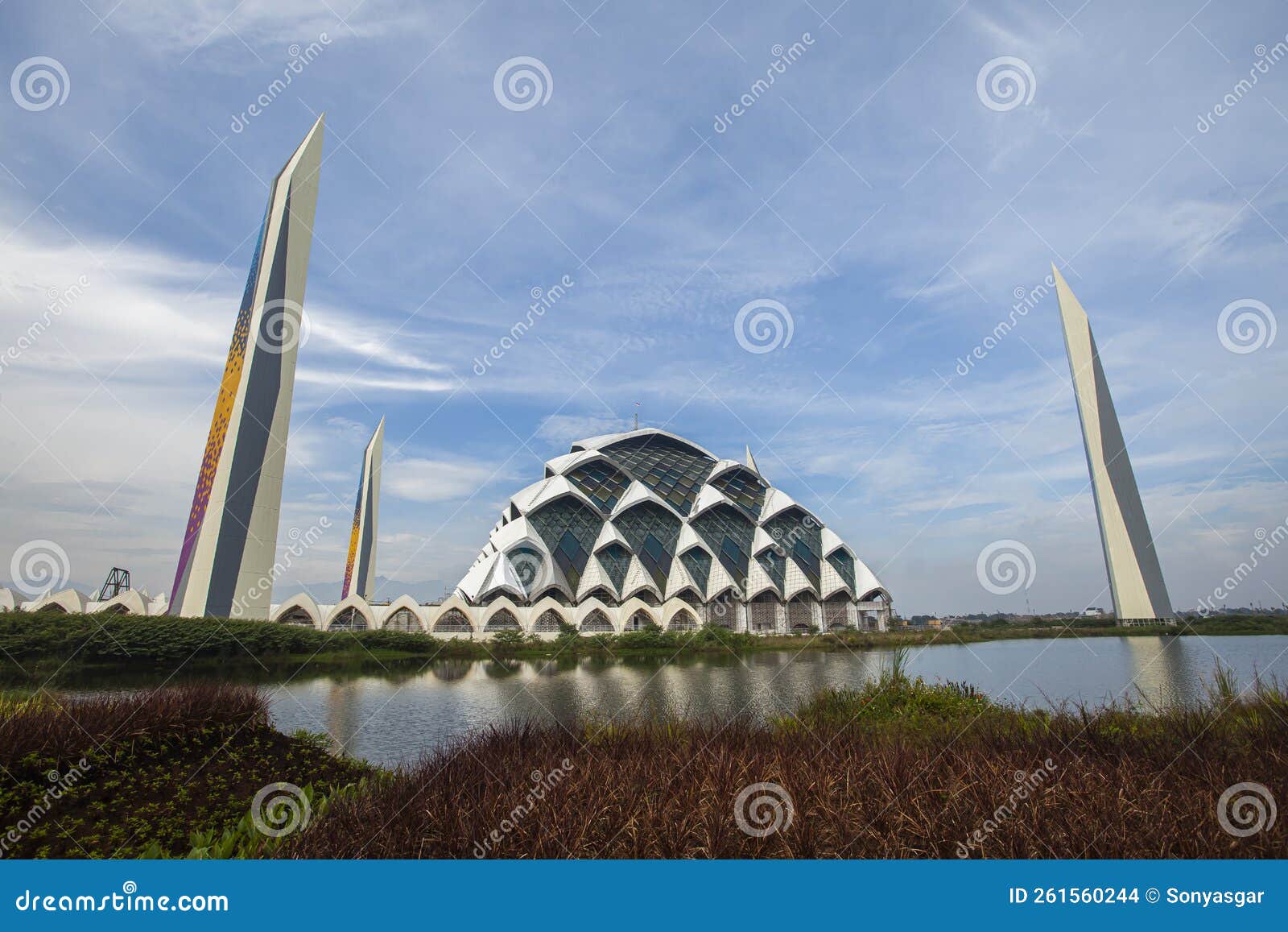 Al Jabbar Graet Mosque of West Java, a Brand New Mosque, One of the ...