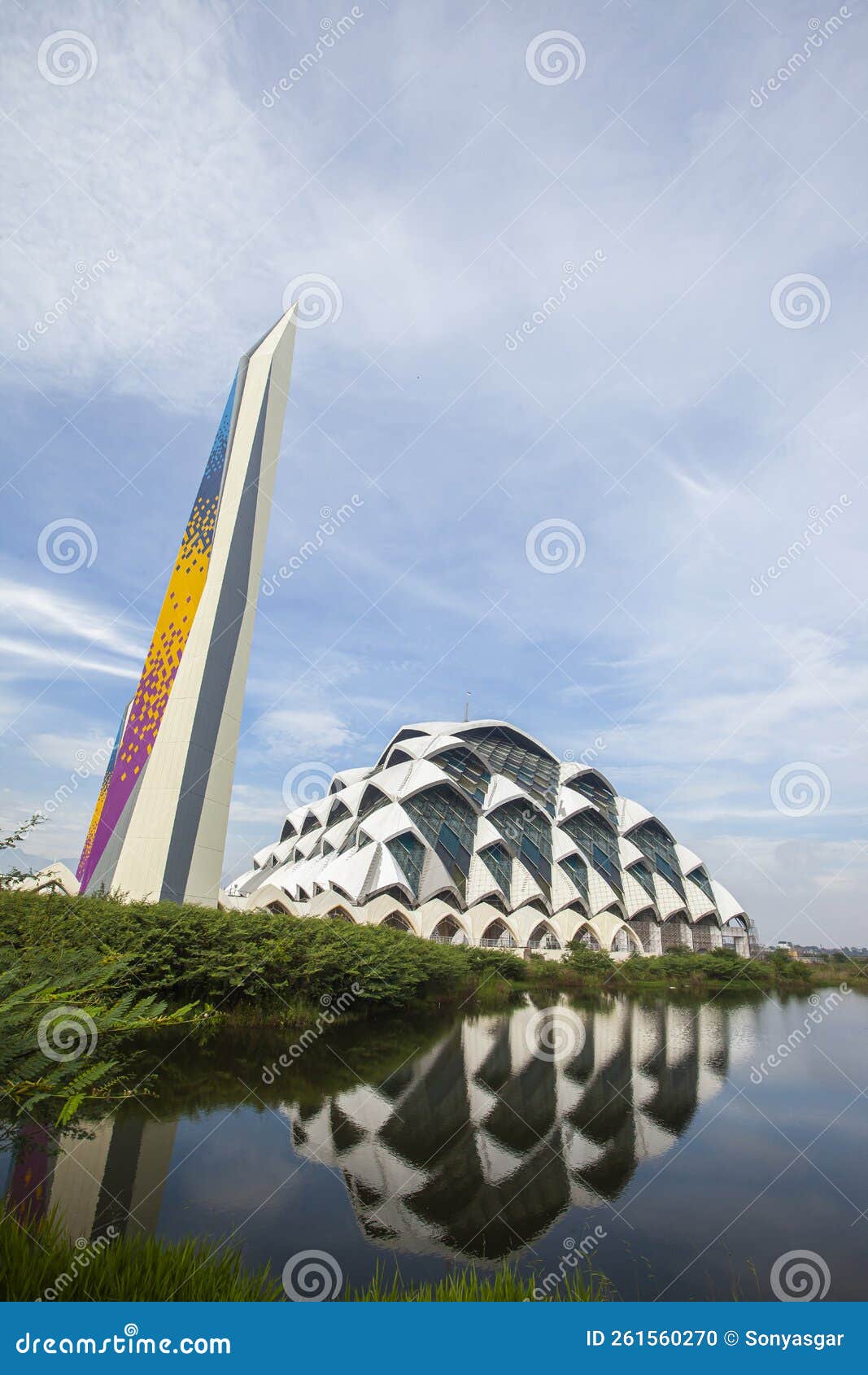 Al Jabbar Graet Mosque of West Java, a Brand New Mosque, One of the ...