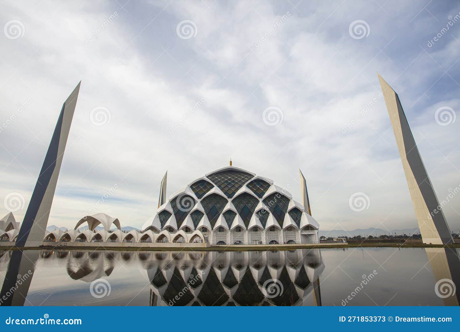 Al Jabbar Great Mosque of West Java, a Brand New Mosque, One of the ...