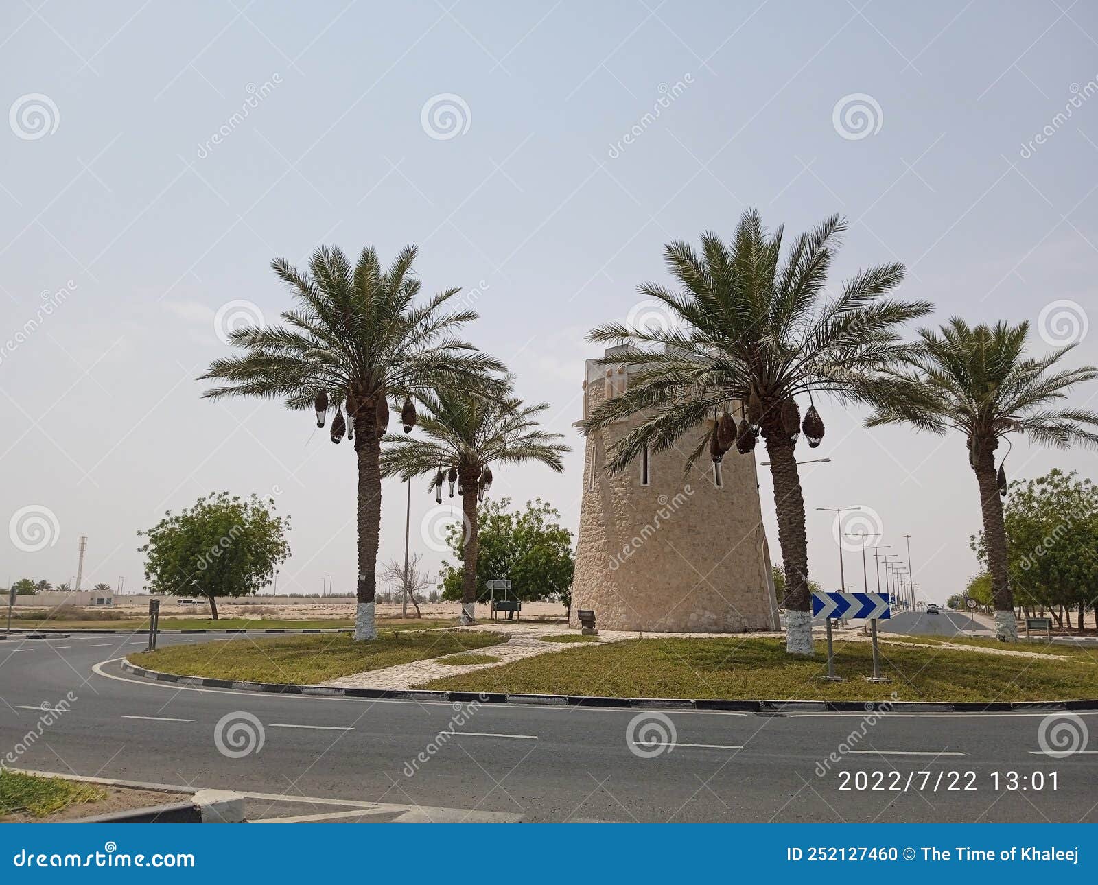 Al Khor Community Al Khor CityQatar Stock Photo - Image of tree, city ...