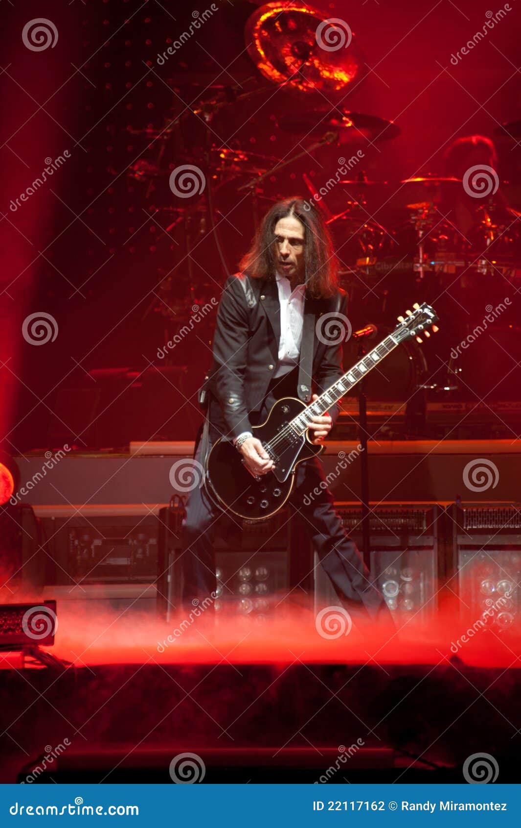 Al Pitrelli editorial photography. Image of siberian - 22117162