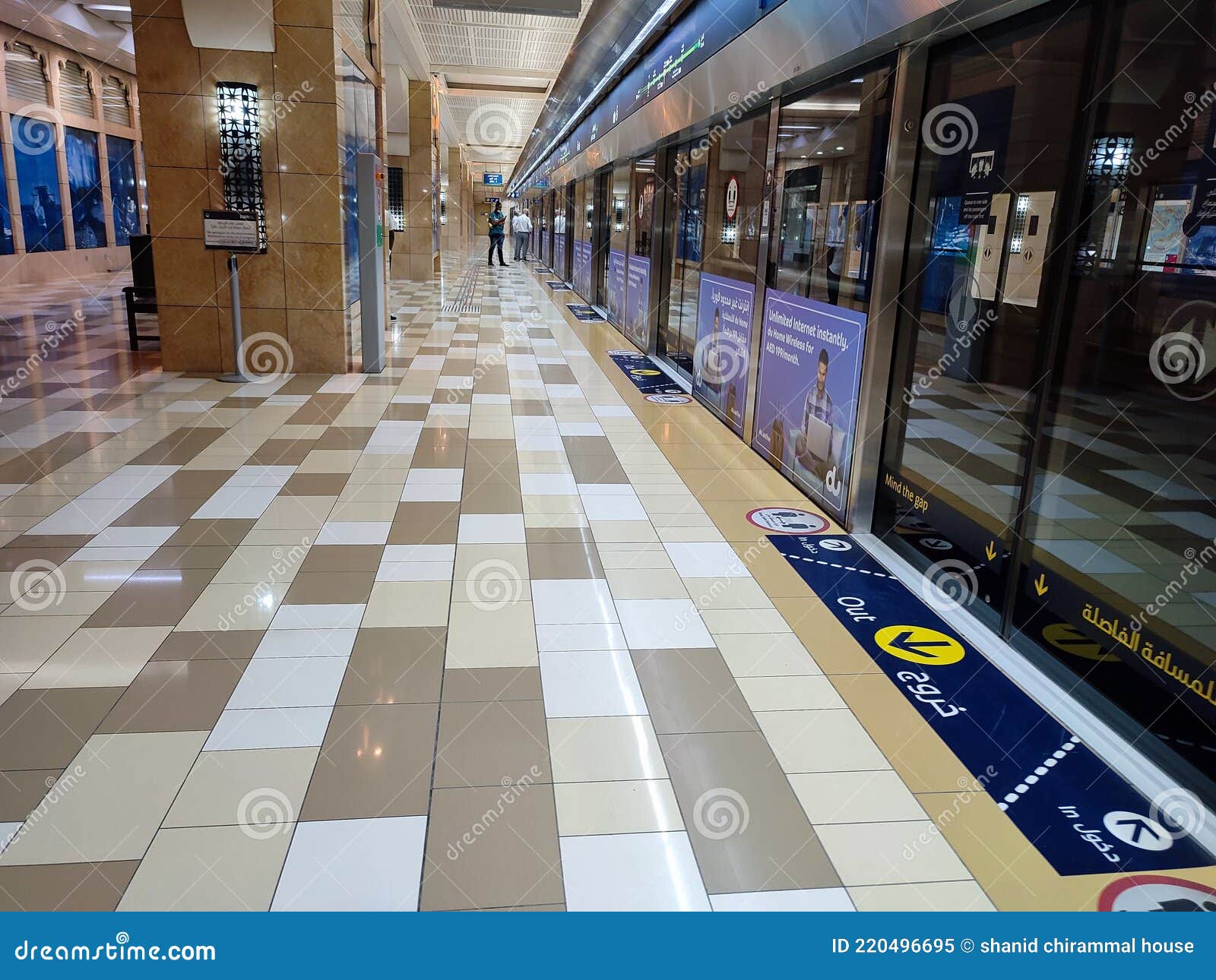 Al Ras Metro Station Platform Dubai Editorial Image - Image of closed ...